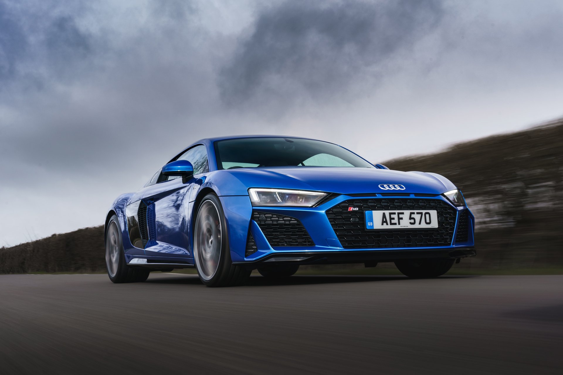 Download Supercar Car Audi Audi R8 Vehicle Audi R8 V10 HD Wallpaper