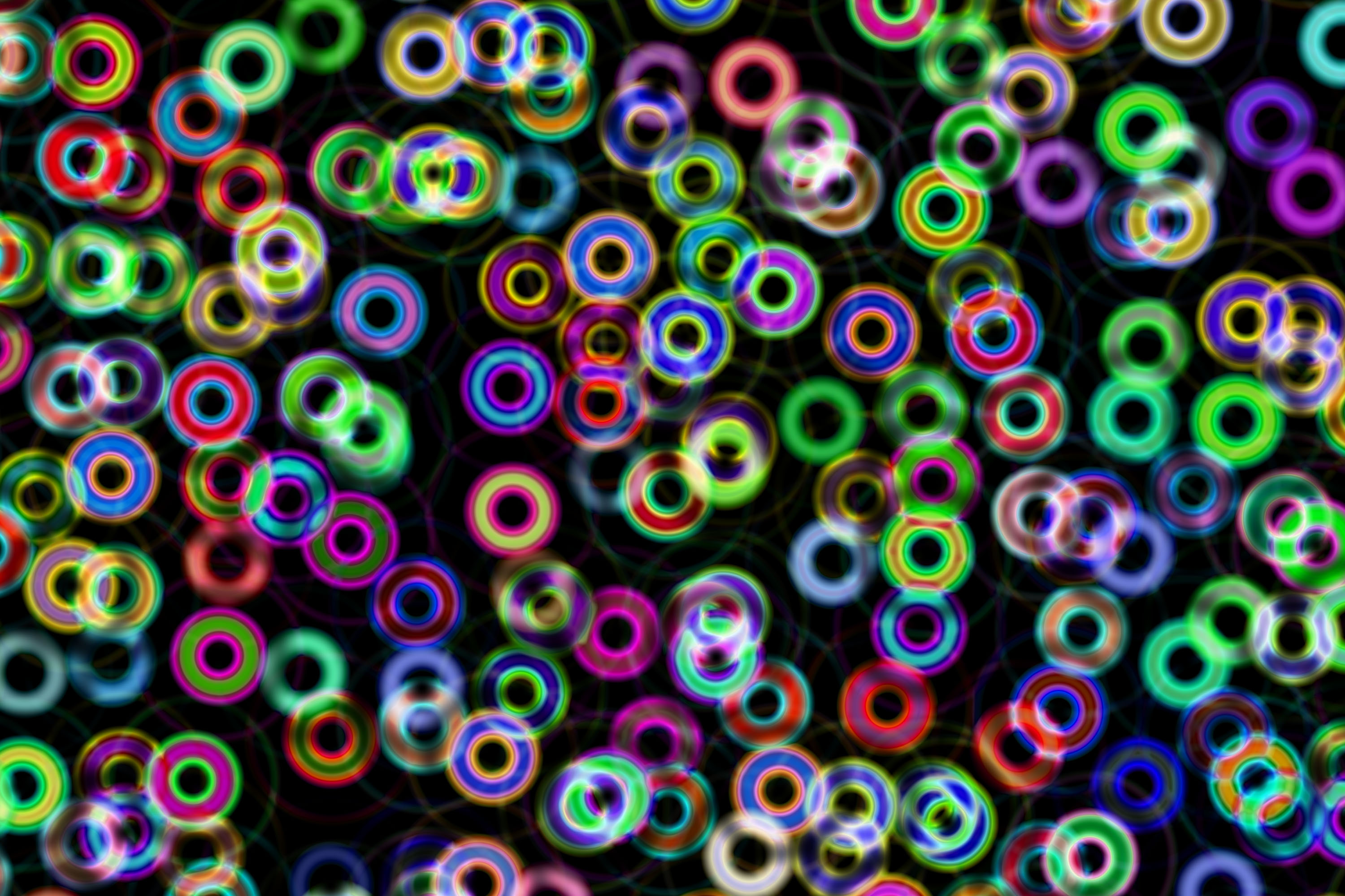 Colored circles by Susanlu4esm