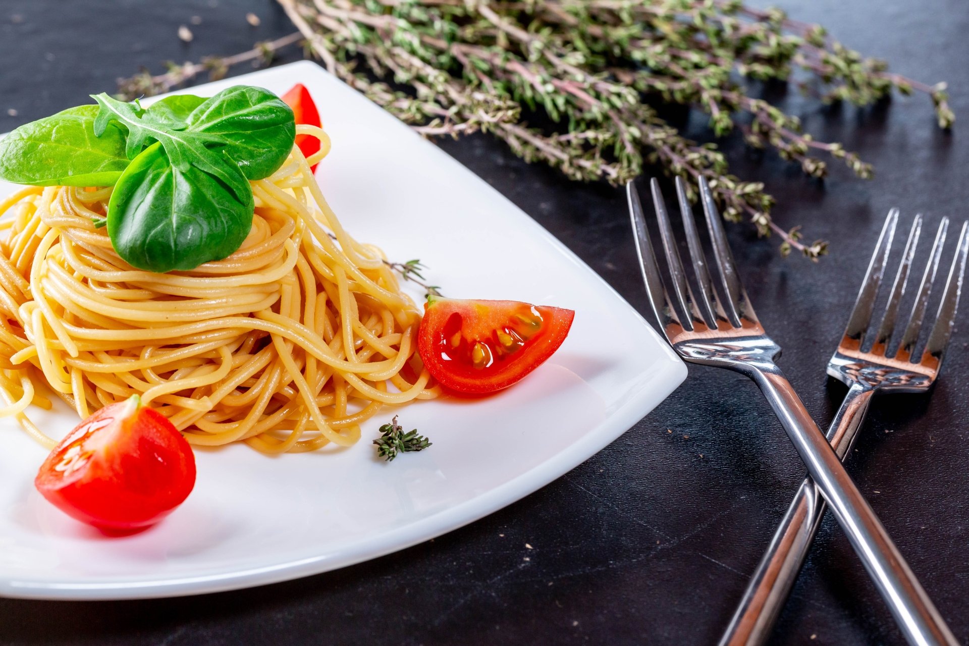Download Still Life Meal Tomato Food Pasta 4k Ultra HD Wallpaper