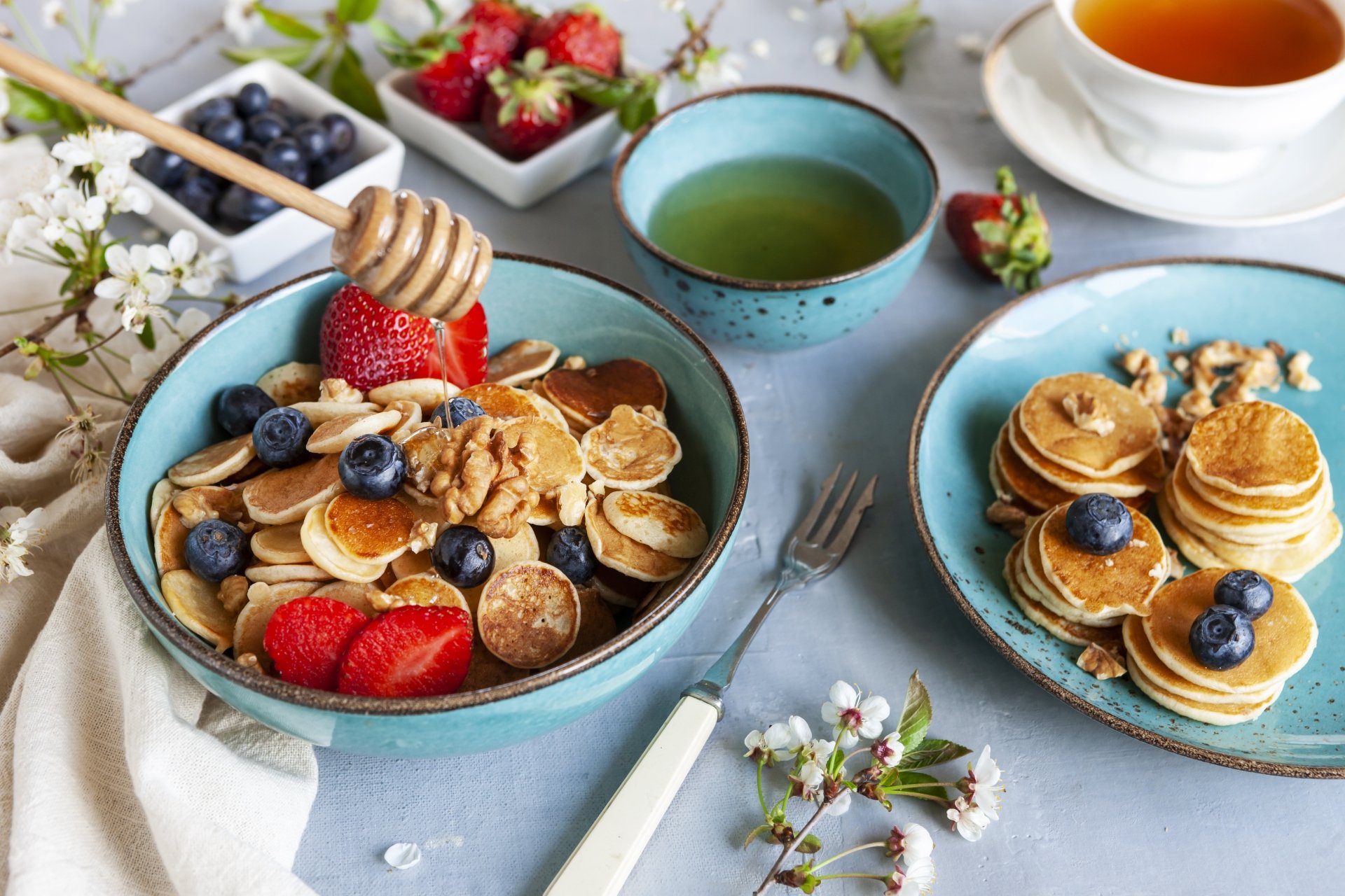 Download Still Life Pancake Cup Honey Tea Berry Food Breakfast 4k Ultra ...