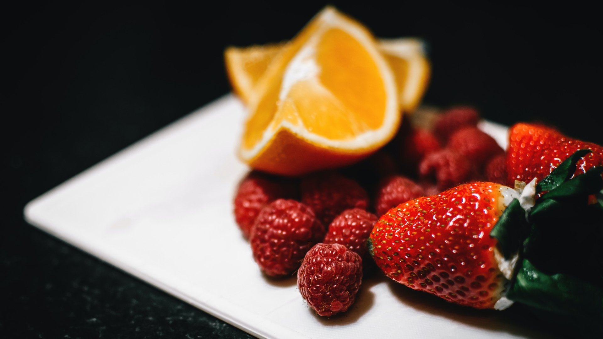Download Orange (Fruit) Raspberry Strawberry Food Berry 4k Ultra HD ...