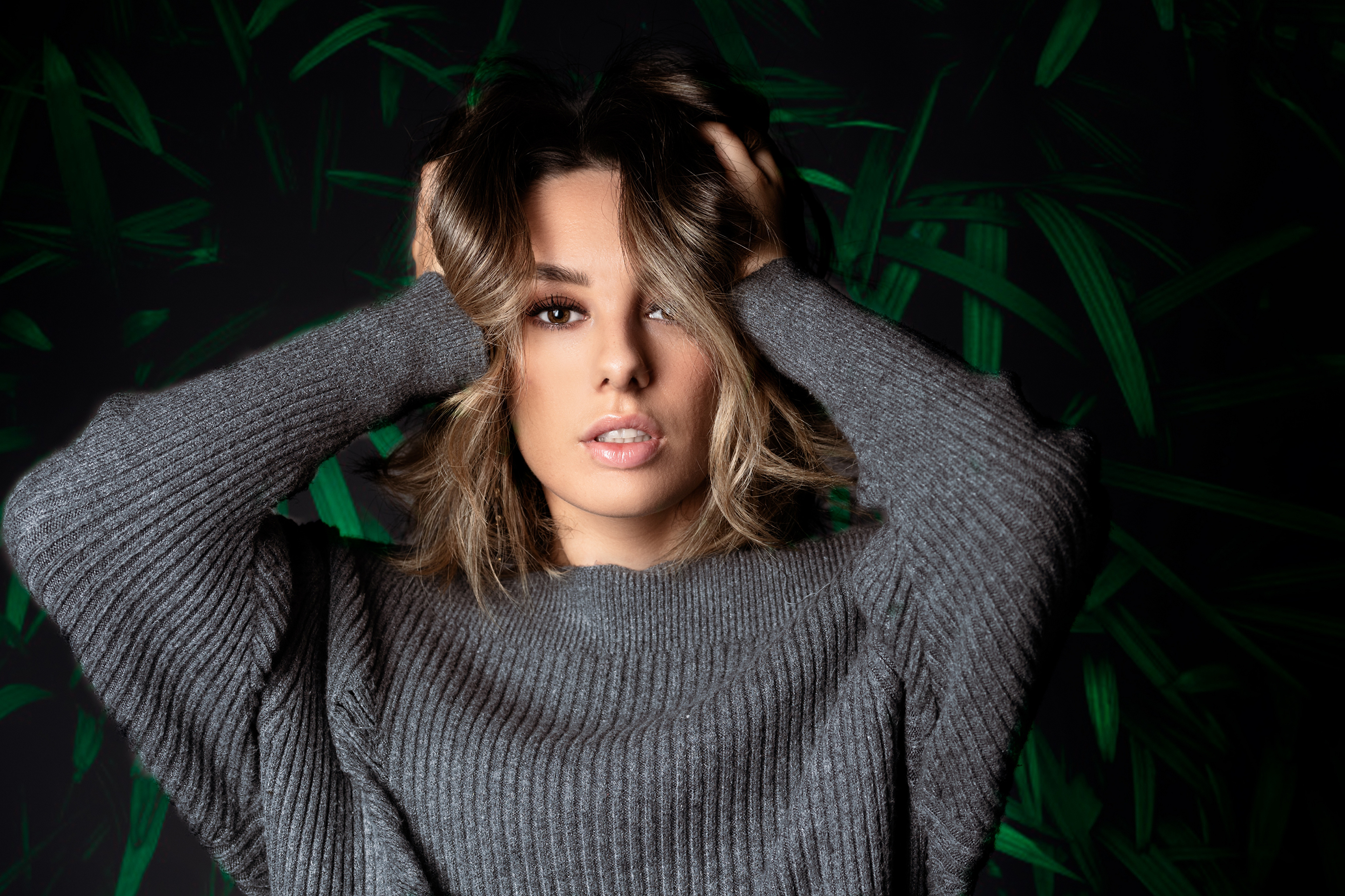 Download Brown Eyes Brunette Woman Model 4k Ultra HD Wallpaper