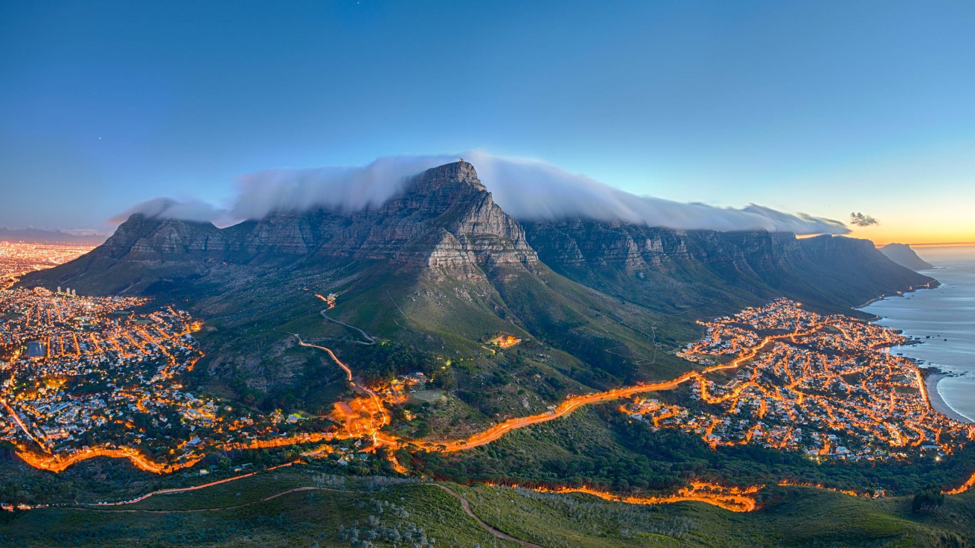 Cape Town Skyline: Majestic Table Mountain HD Wallpaper of South Africa ...