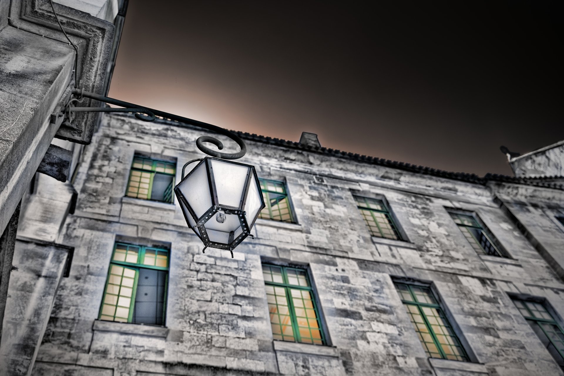Download Windows Building France Man Made Lantern 4k Ultra HD Wallpaper ...