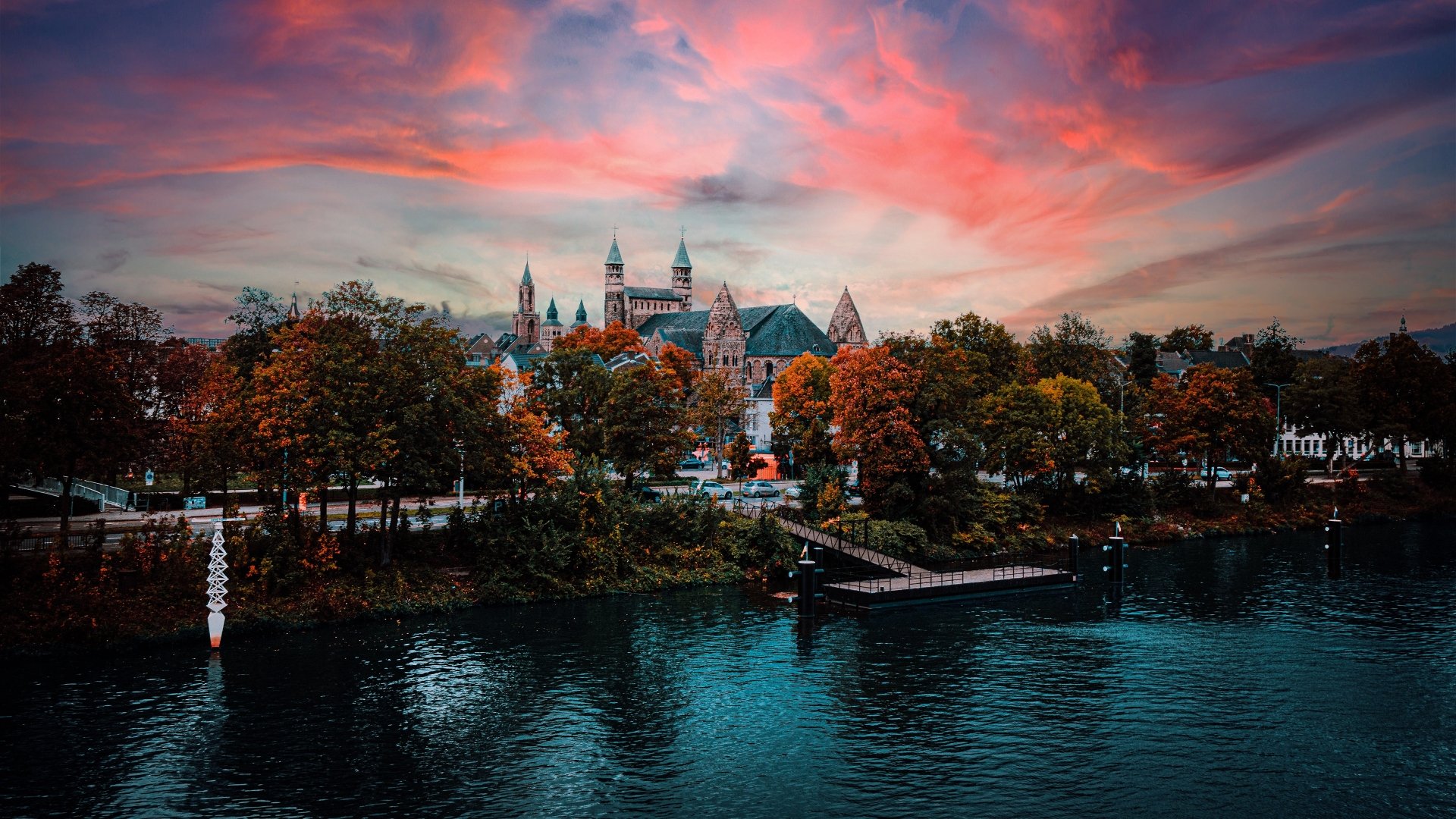 Sunset Castle by the Pier: Autumn Skies in 4K Ultra HD