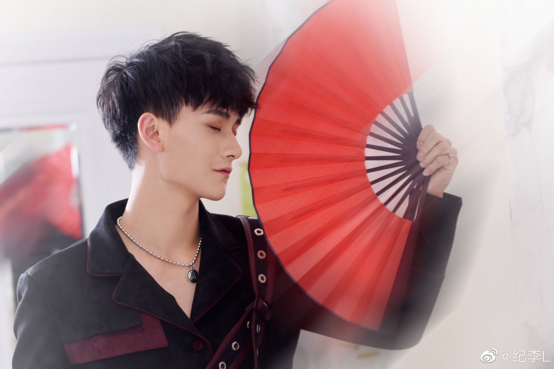 Download Celebrity Ji Li HD Wallpaper