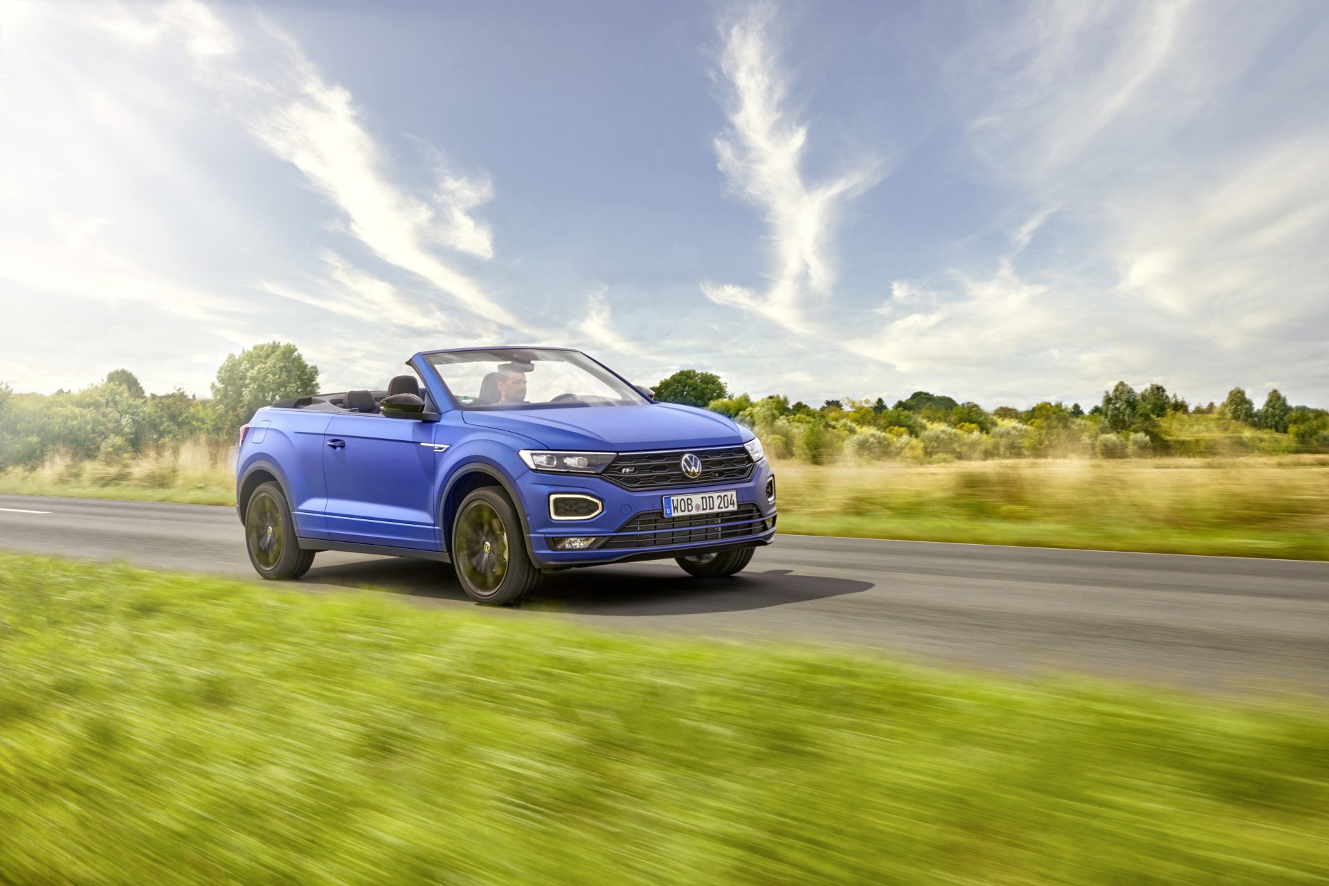 Download Cabriolet Vehicle Volkswagen T-Roc R-Line 4k Ultra HD Wallpaper