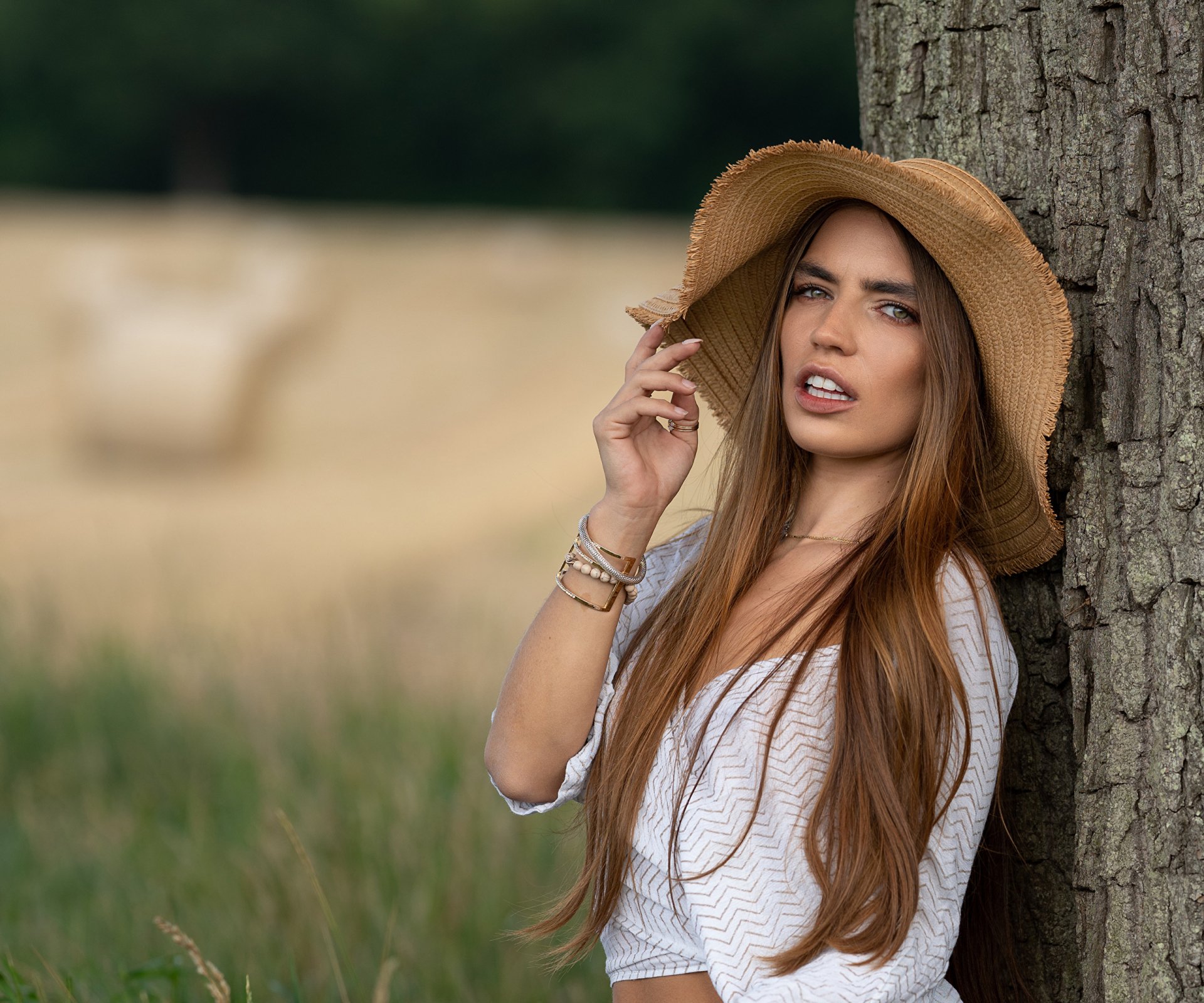 Download Redhead Lily Gilbert Woman Model HD Wallpaper