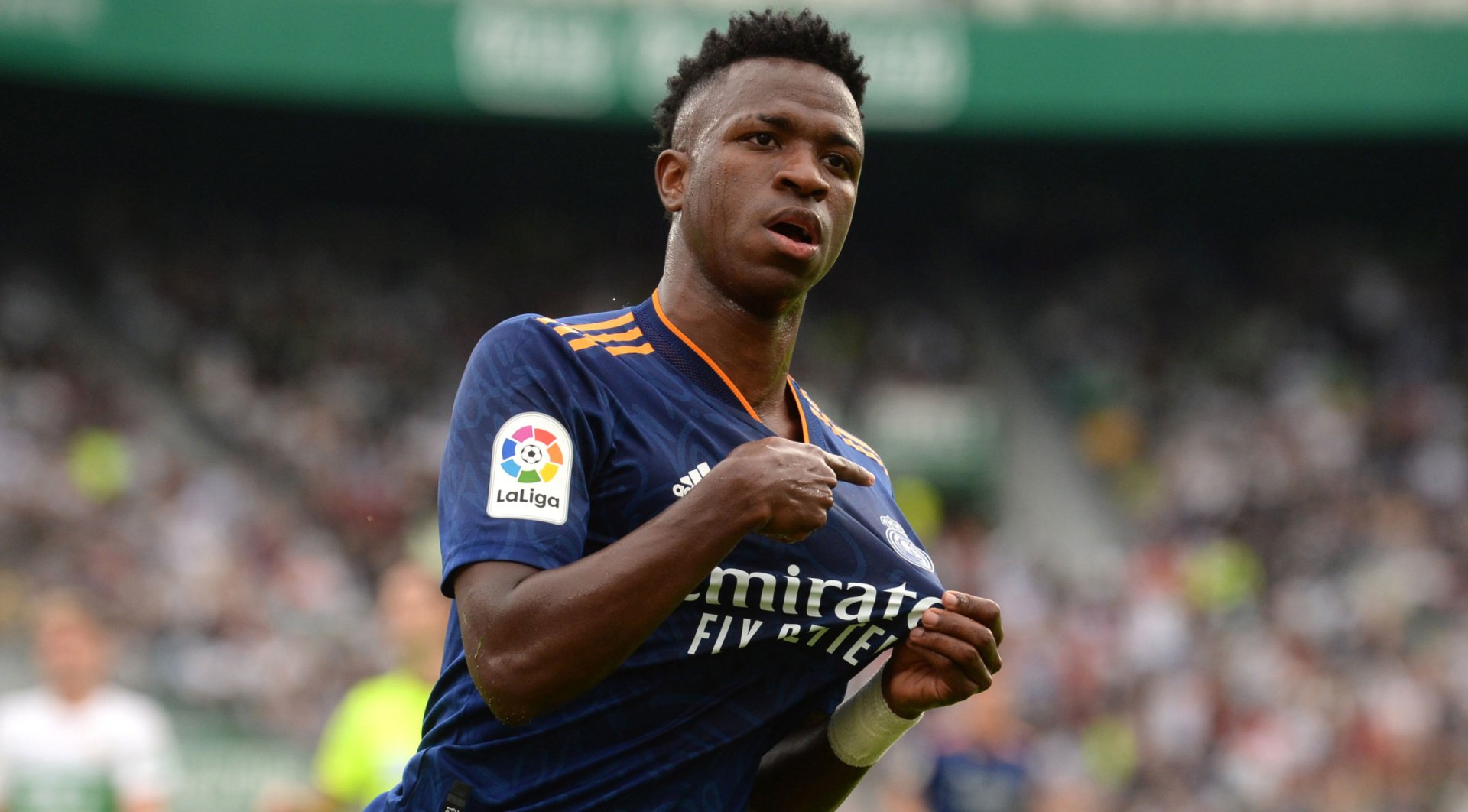 Download Vinícius Júnior Sports HD Wallpaper