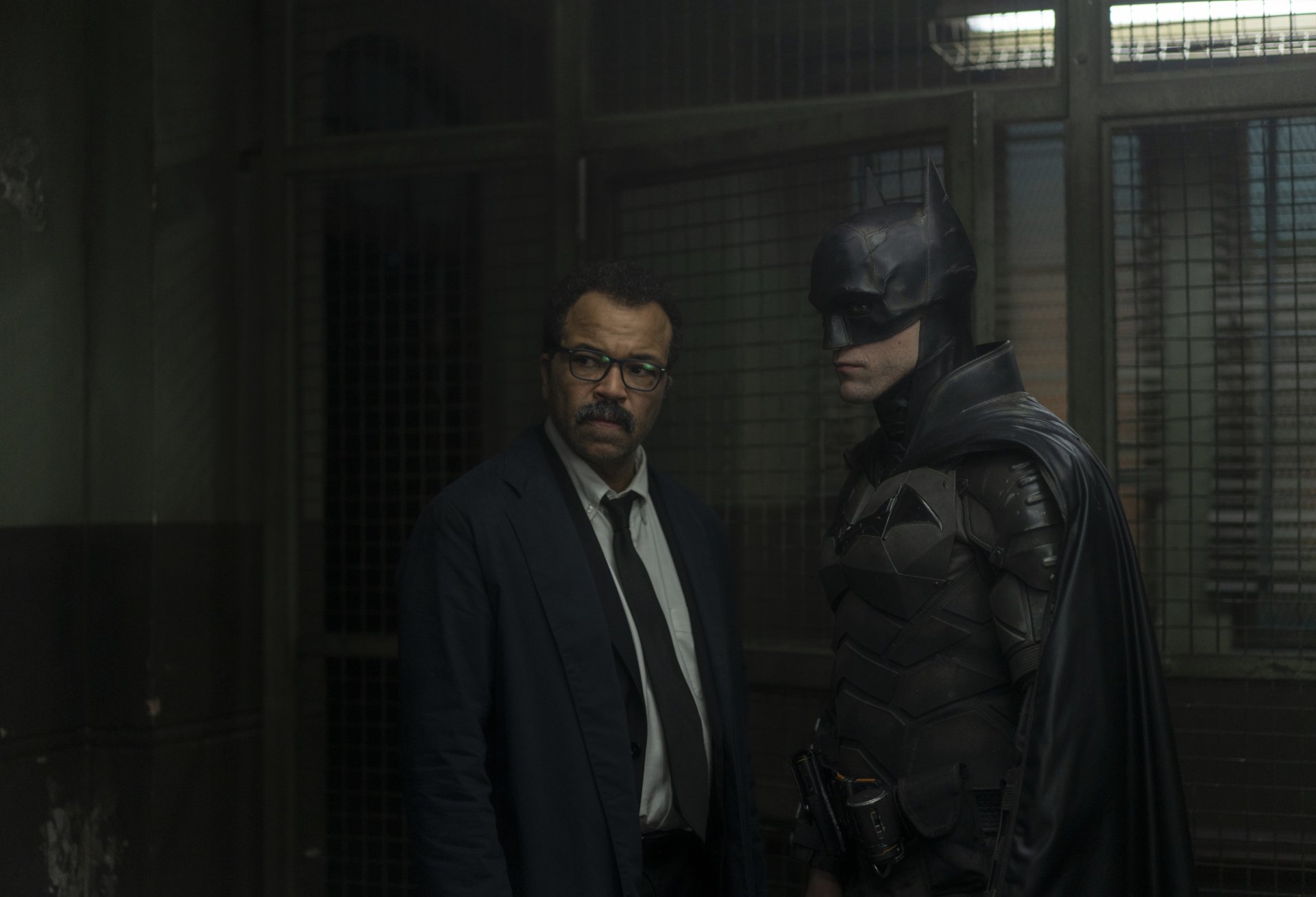 Download Commissioner Gordon Batsuit Batman James Gordon Jeffrey Wright ...