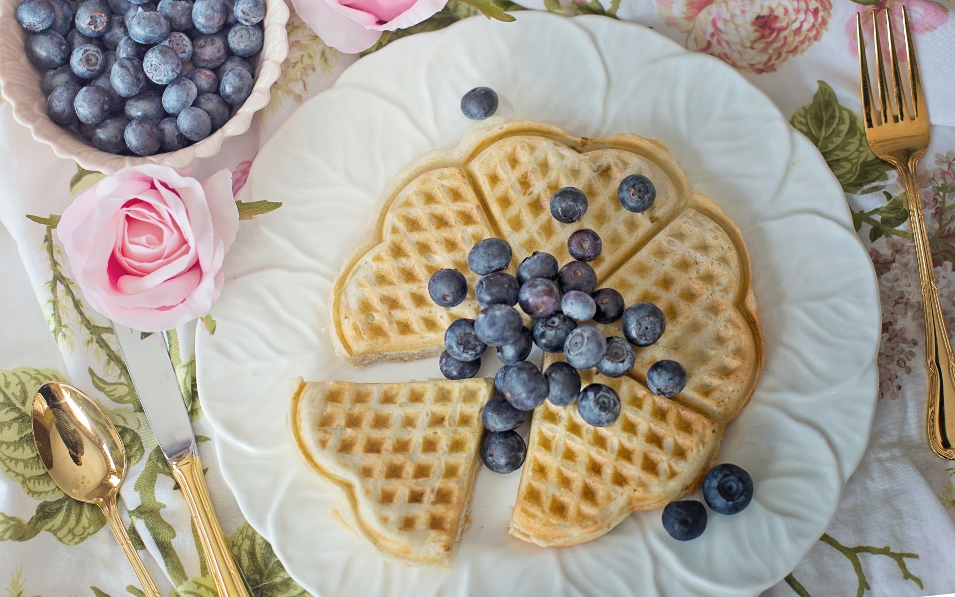 Download Breakfast Still Life Food Waffle 4k Ultra HD Wallpaper