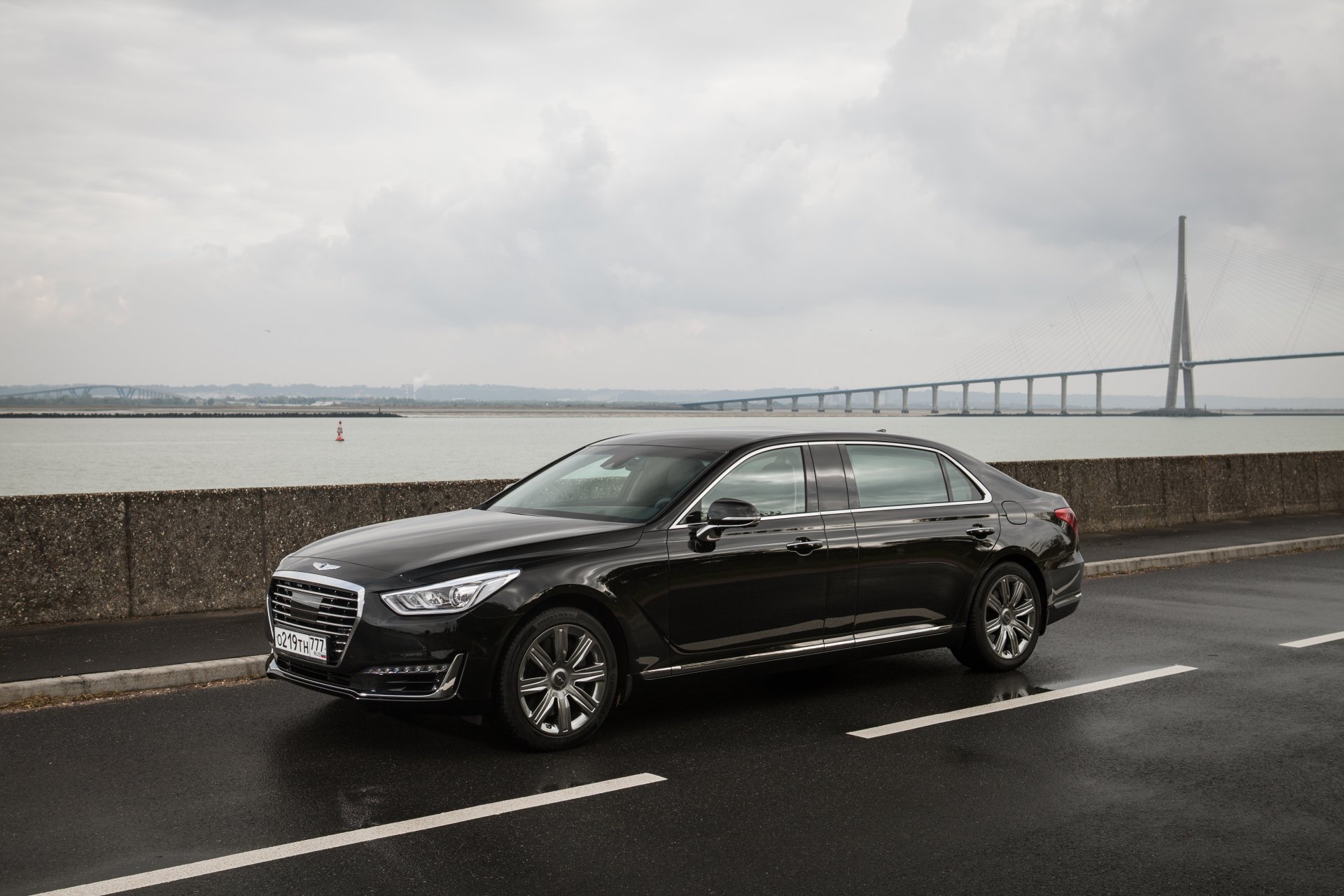 Download Genesis G90L 5.0 HTRAC Vehicle Genesis G90 4k Ultra HD Wallpaper