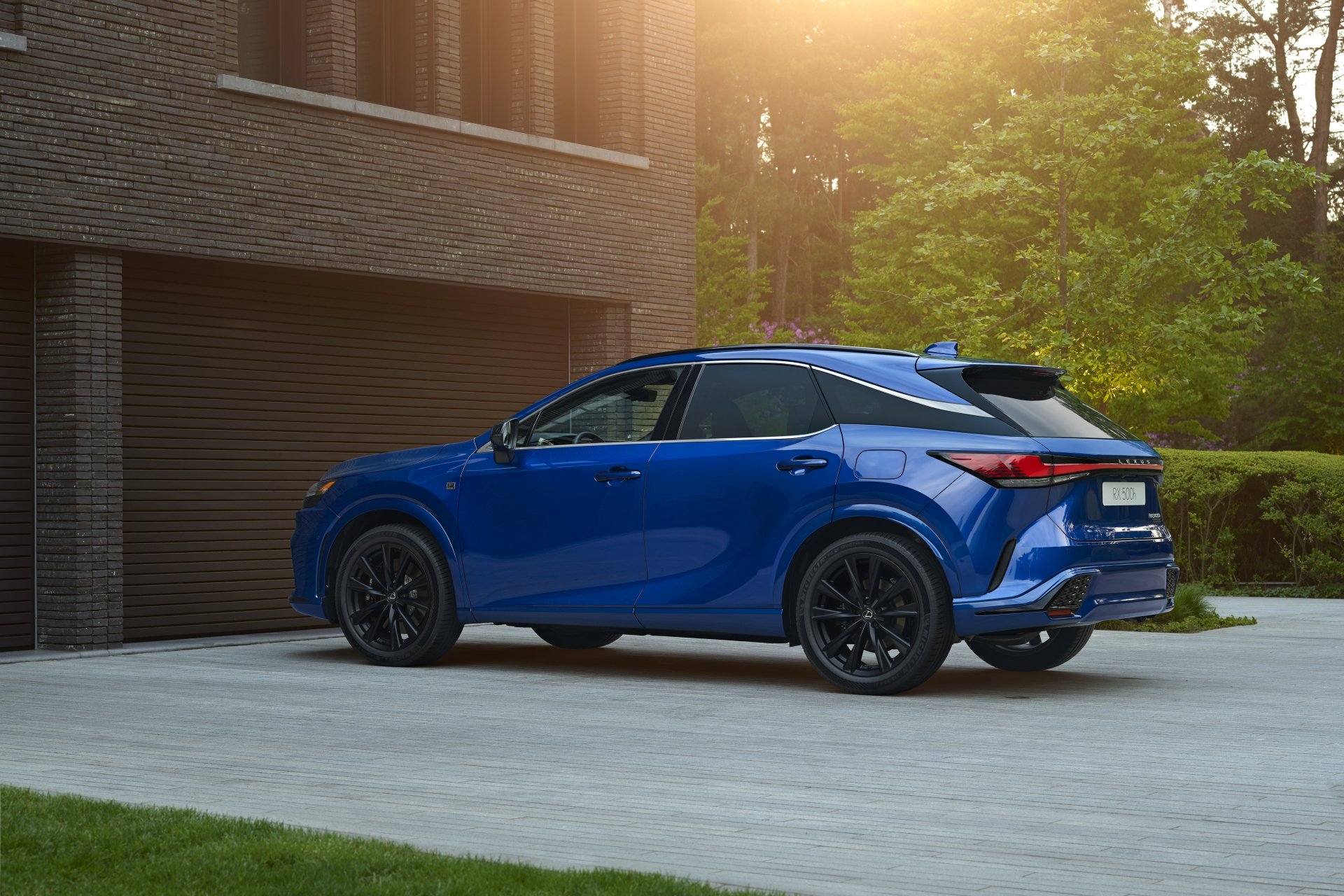 Download Vehicle Lexus RX 500h 4k Ultra HD Wallpaper