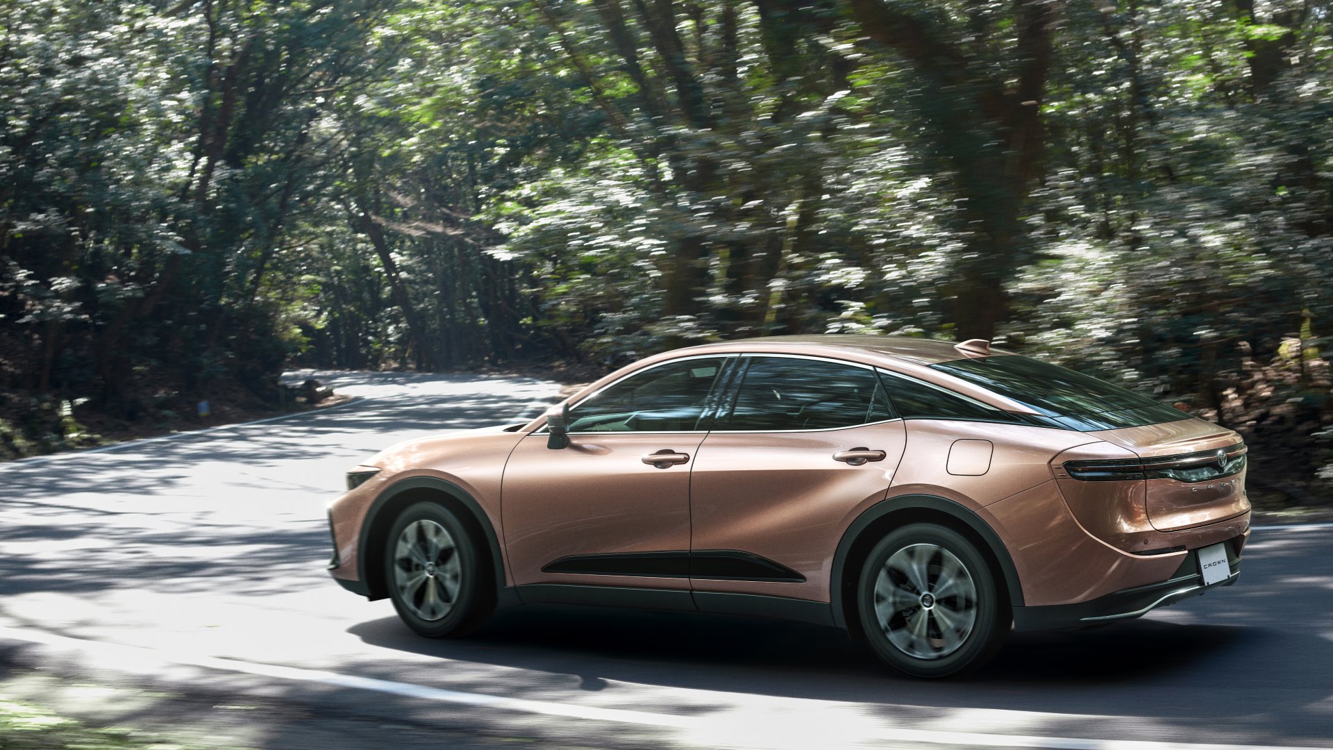 Download Vehicle Toyota Crown 4k Ultra HD Wallpaper