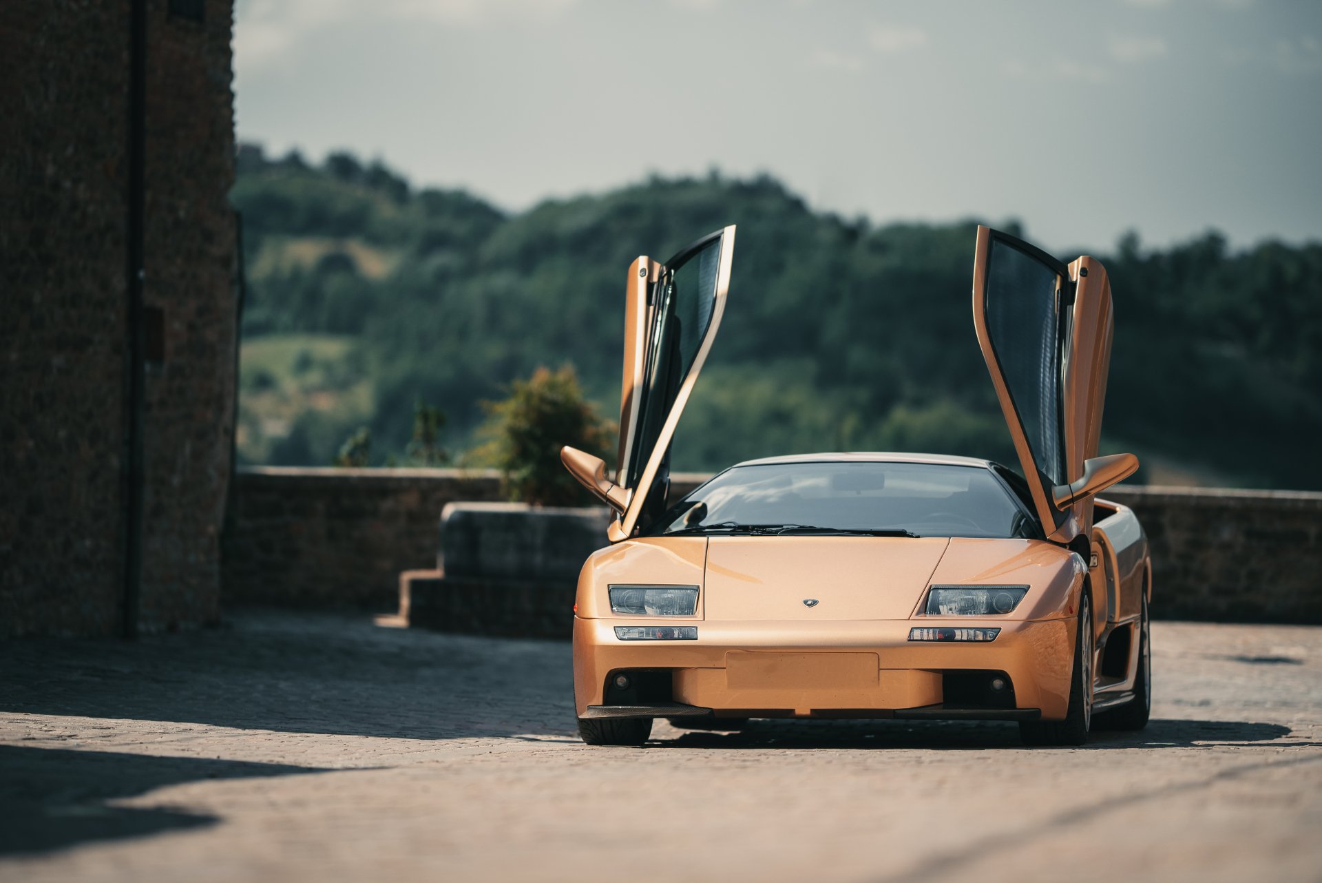 Download Vehicle Lamborghini Diablo 4k Ultra HD Wallpaper