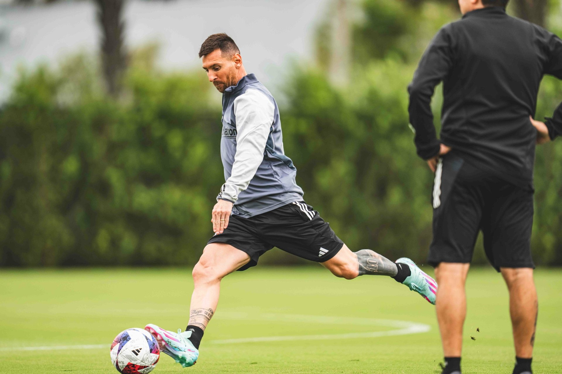 Messi Inter Miami Training - HD Football Wallpaper
