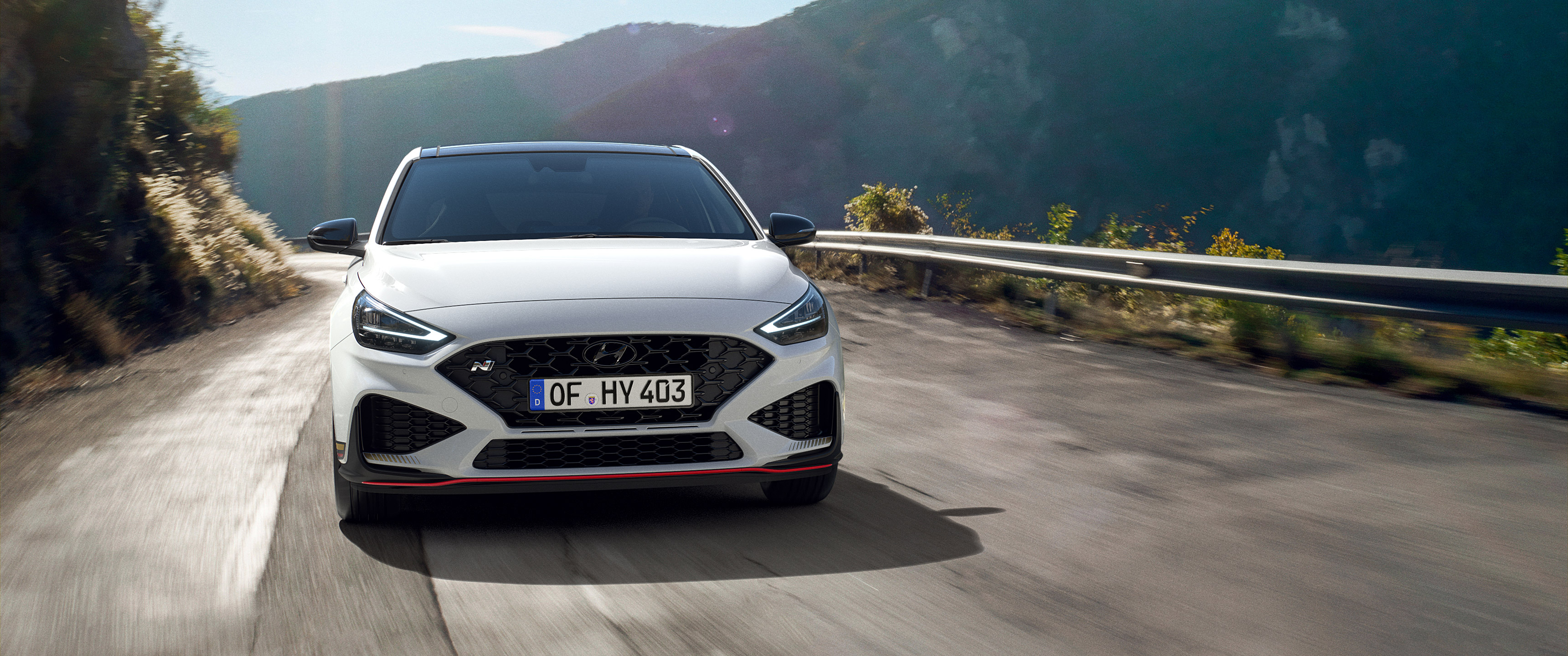 Hyundai i30 HD Wallpaper: Scenic Drive