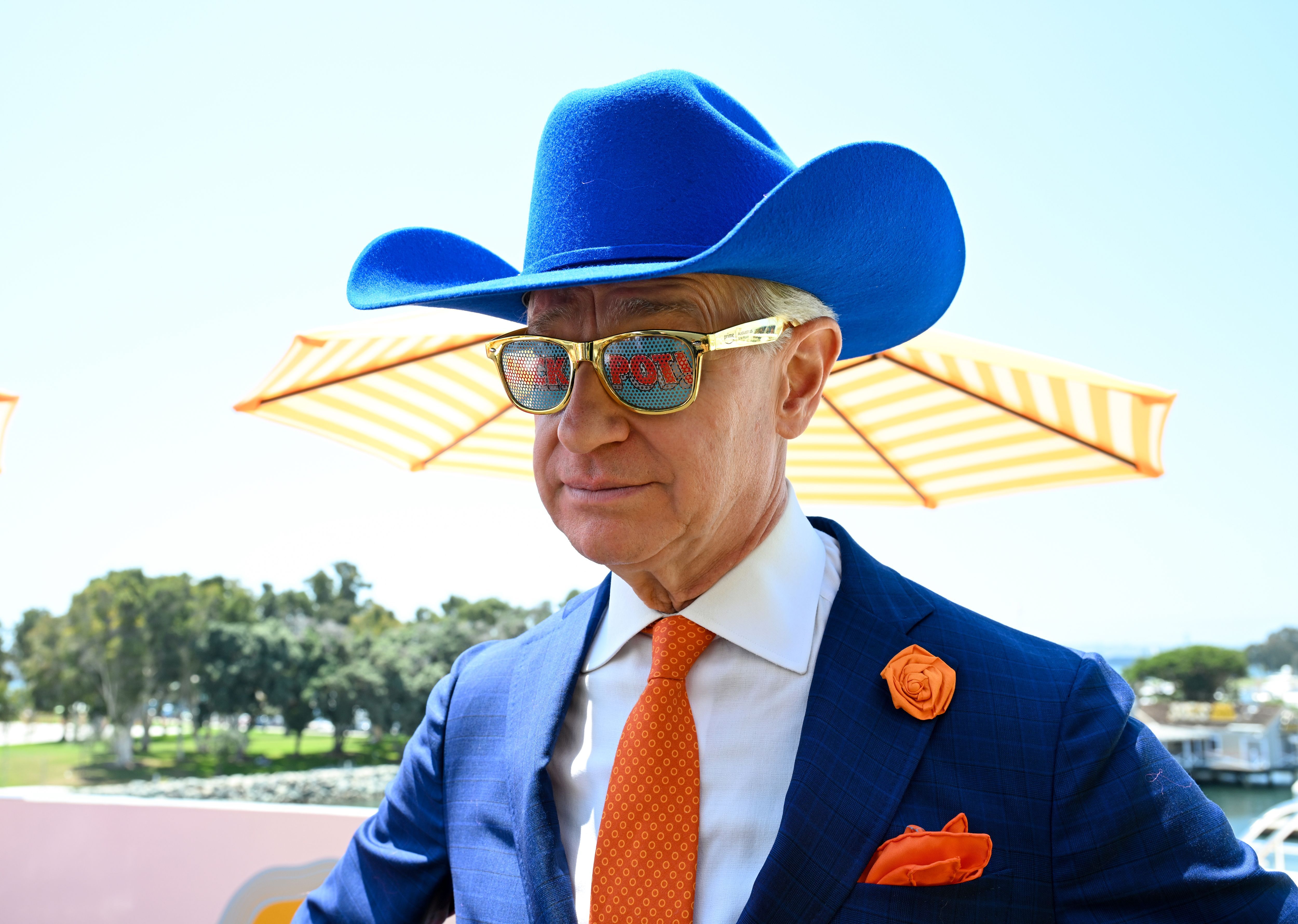 Jackpot! Movie - Stunning 4K Ultra HD Wallpaper by Paul Feig