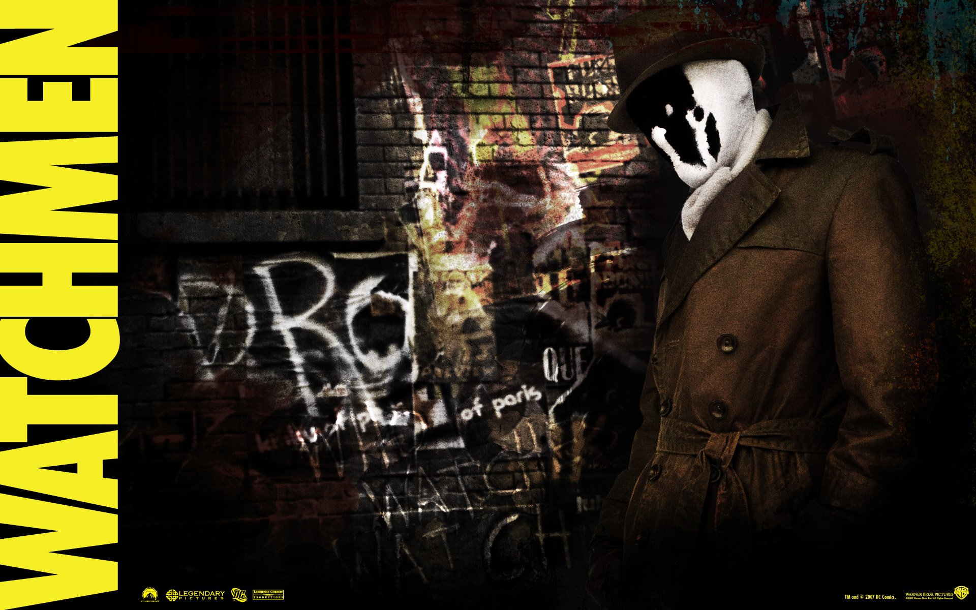 Watchmen HD Wallpaper: Iconic Rorschach in Shadowed Alley