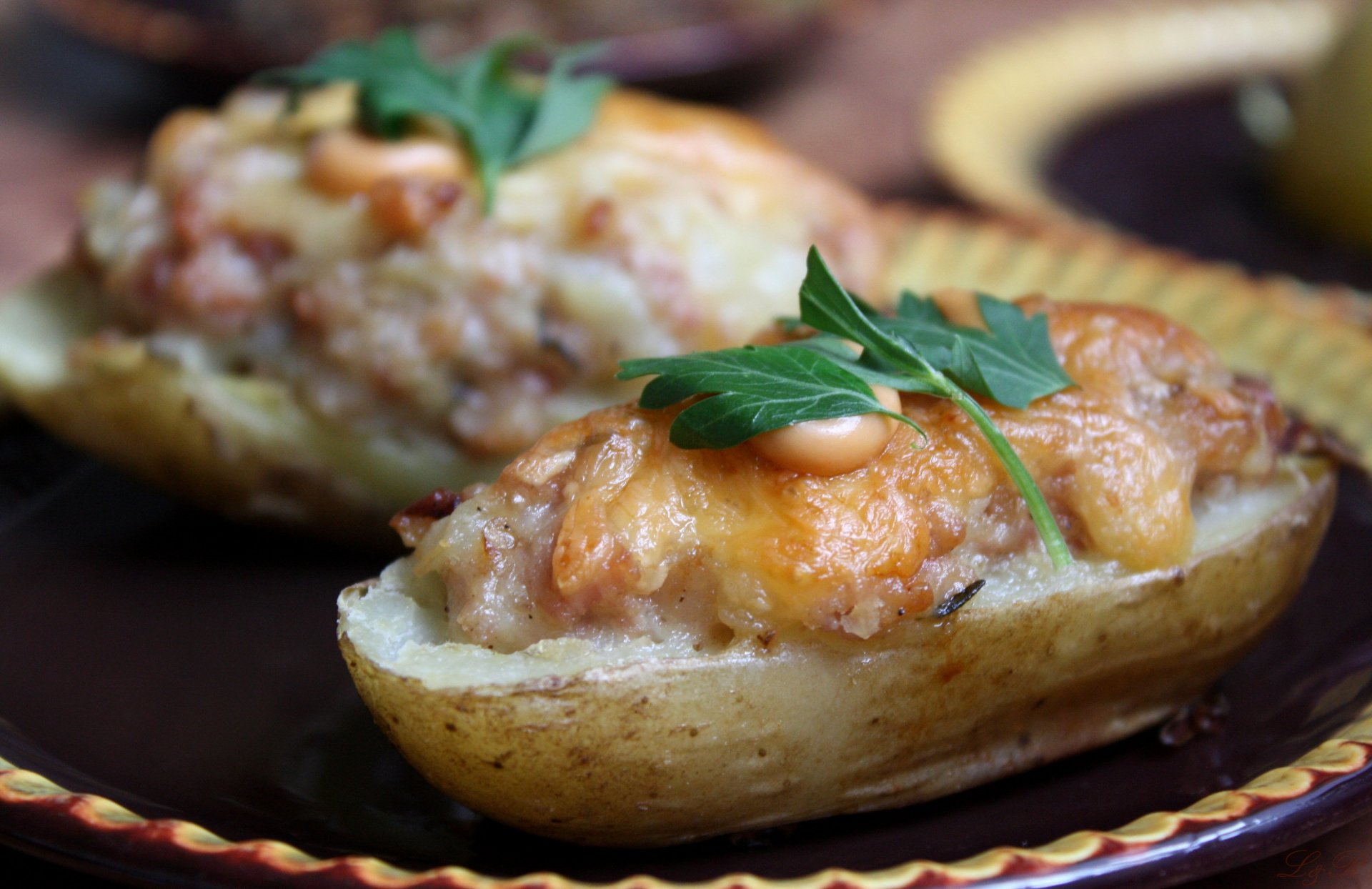 4K Ultra HD Delicious Stuffed Potato Delight