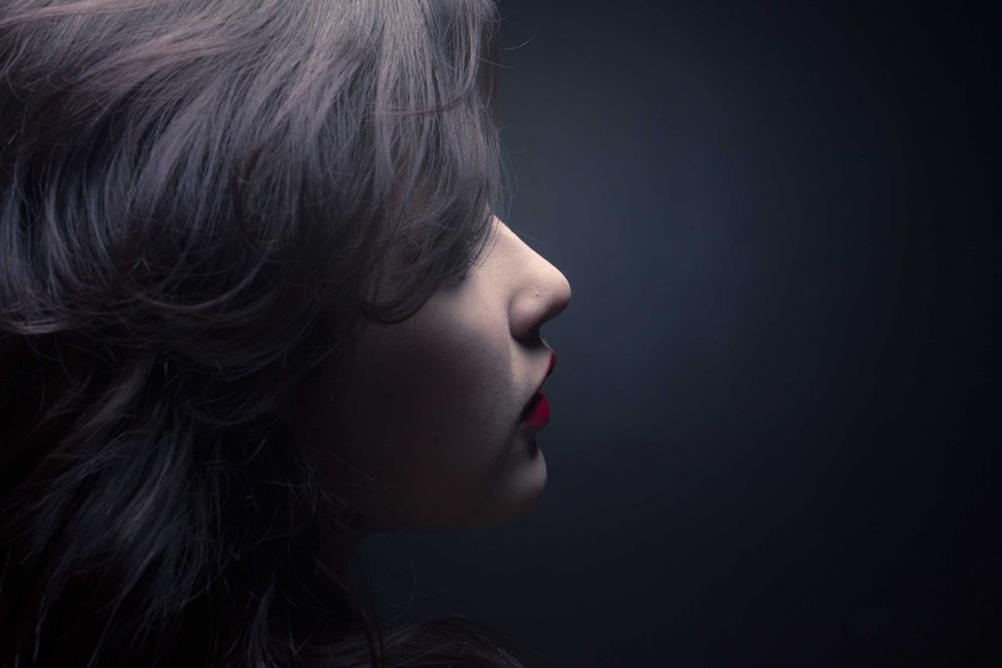 Download Woman Face HD Wallpaper
