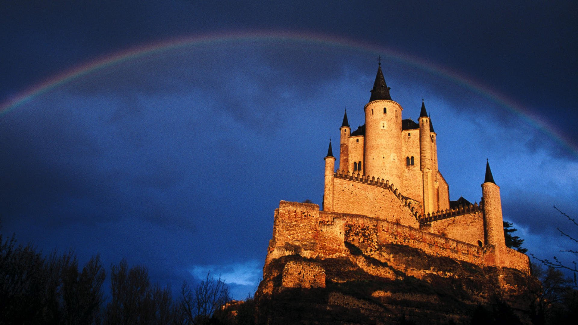 Majestic Castle Under a Rainbow – Stunning HD Wallpaper