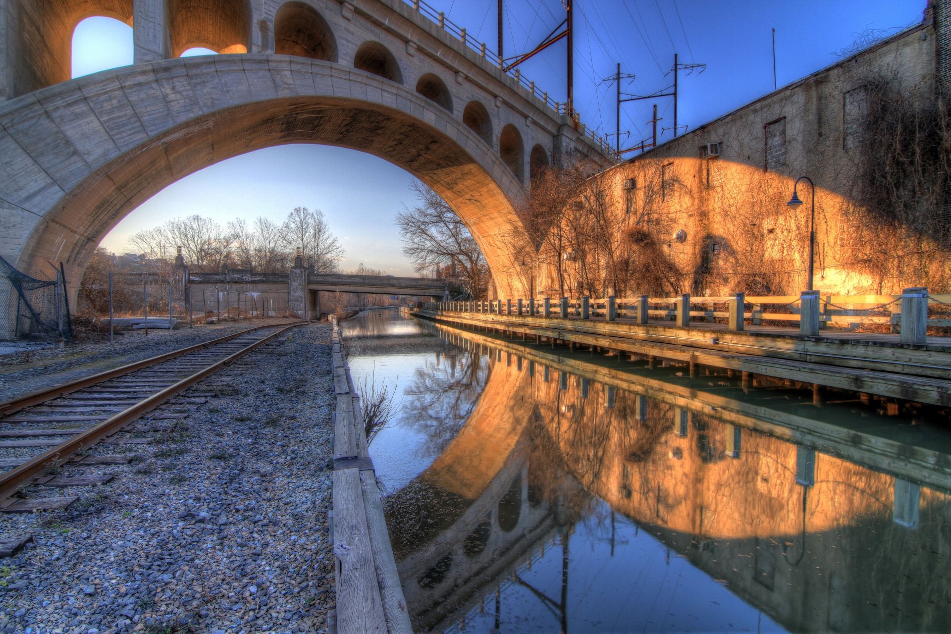 Download Man Made Manayunk Canal 4k Ultra HD Wallpaper