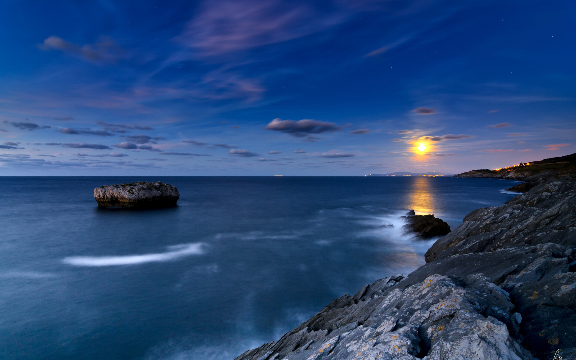 Ocean HD Wallpaper