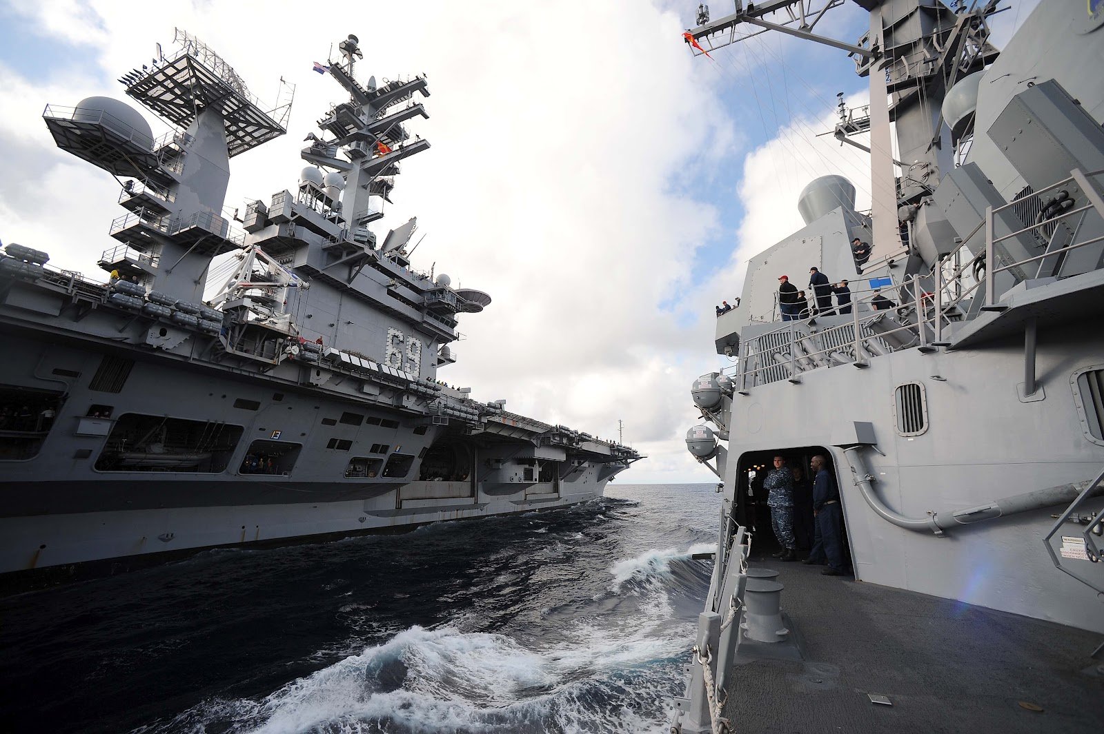 Download USS Jason Dunham (DDG-109) Warship Aircraft Carrier Missile ...