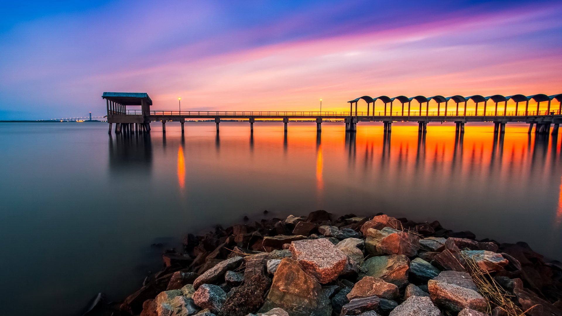 Serene Sunset Pier — 2K Quad HD Wallpaper | 2560x1440 | Wallpaper Abyss