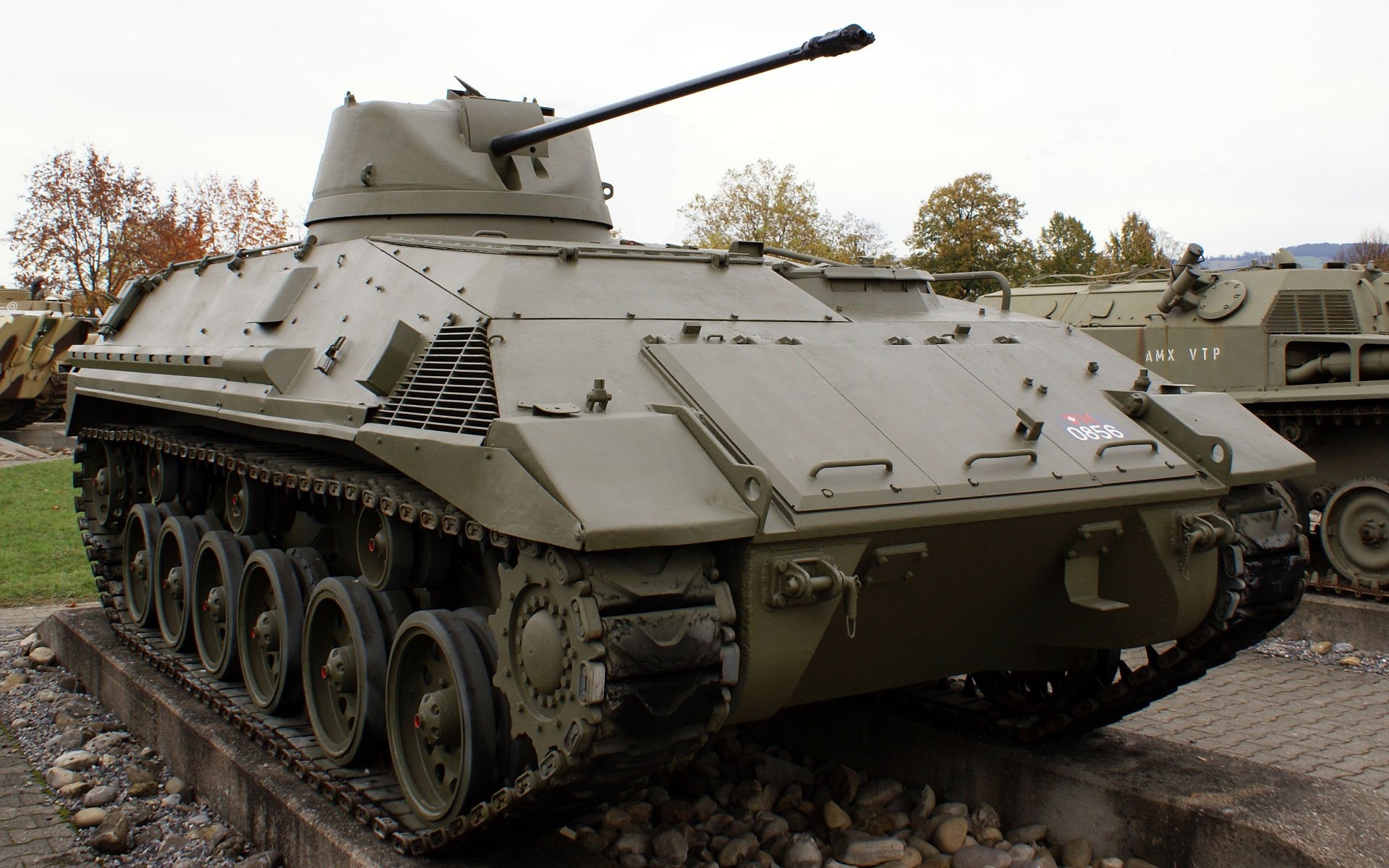 Download Military Saurer 4K 4FA HD Wallpaper | 3360x2100 | Wallpaper Abyss