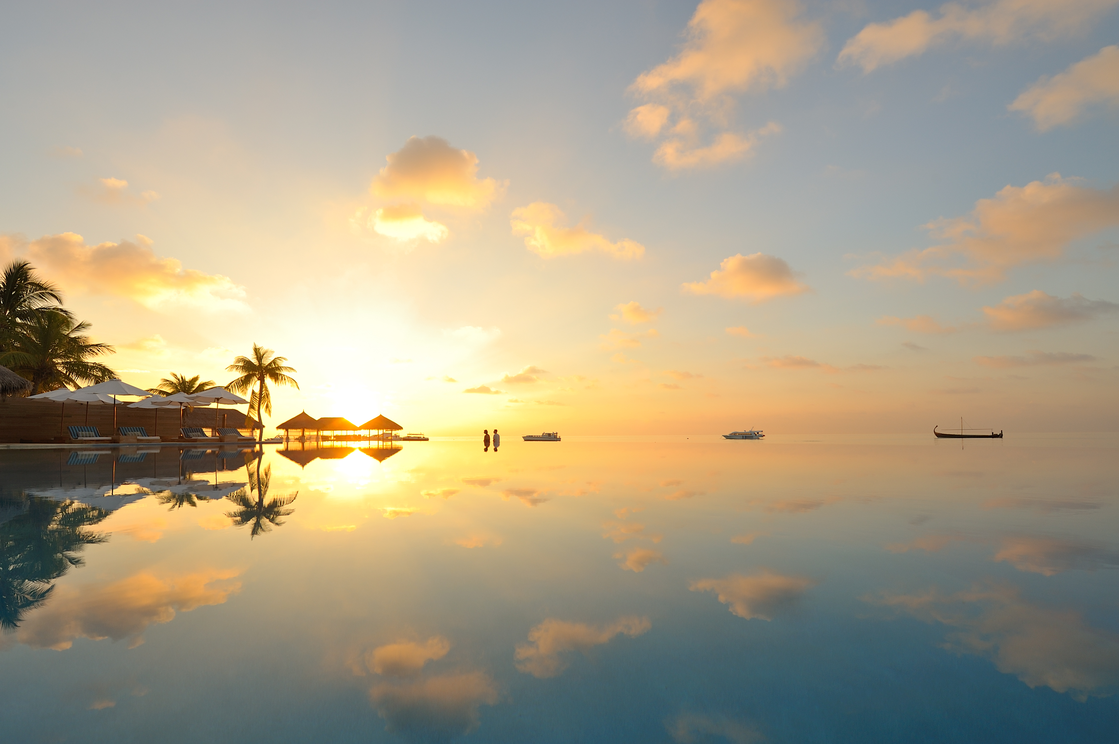 Serene Reflections: A Stunning 4K Ultra HD Wallpaper