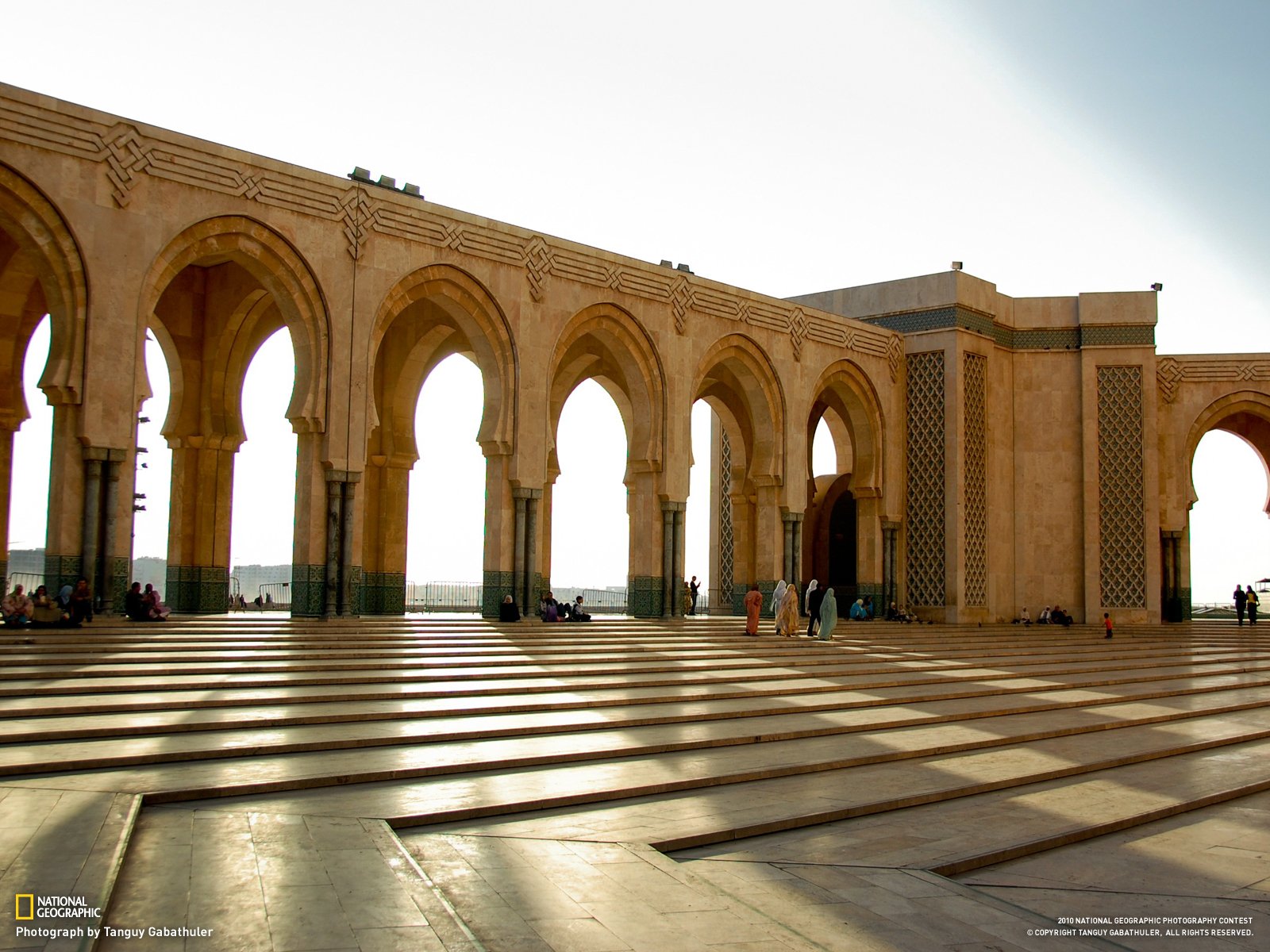 Hassan II Mosque: Stunning Religious HD Wallpaper View