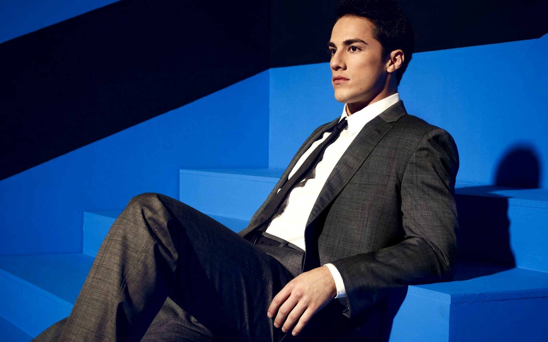 Sophisticated Man Model in Sharp Suit – HD Wallpaper Preview