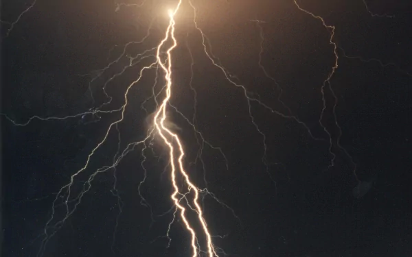 [120+] Lightning 4k Wallpapers