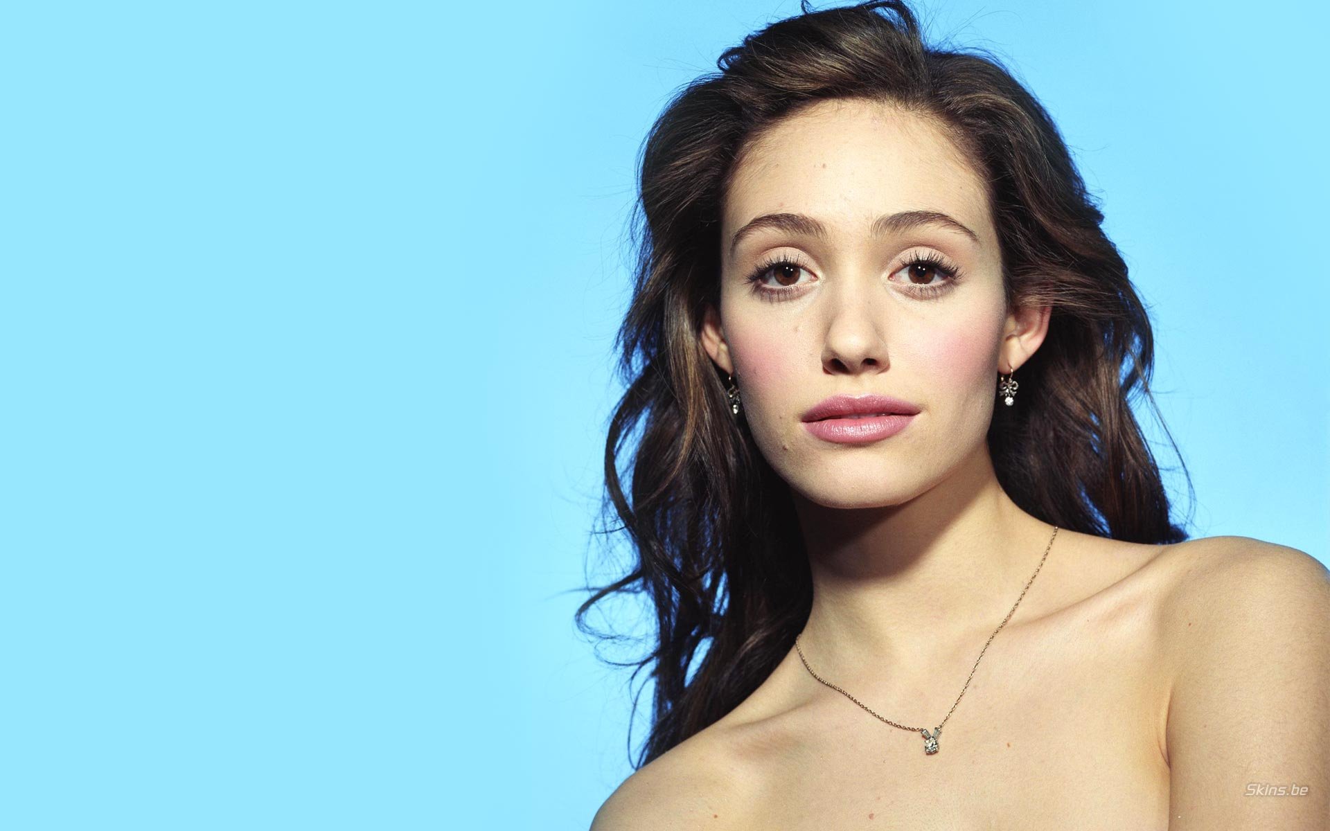Emmy Rossum HD Celebrity Wallpaper – Stunning Portrait Shine