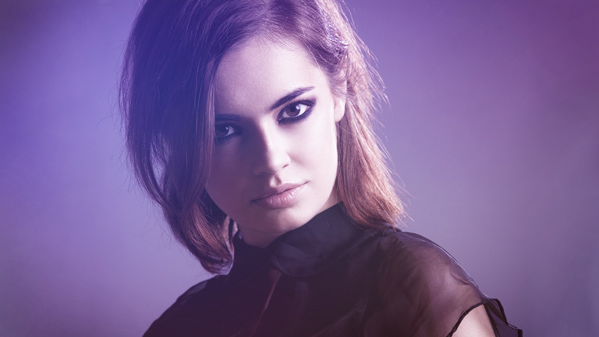 Stunning Model in HD: A Captivating Wallpaper Experience