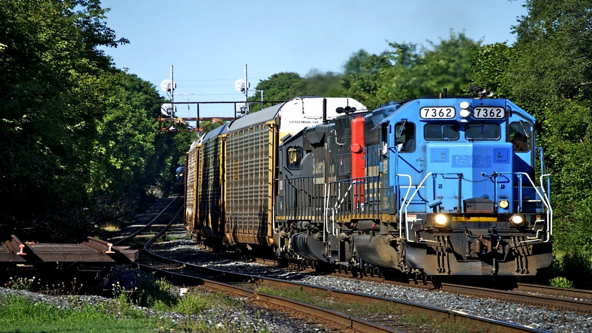 HD Train Journey: Powerful Locomotive on Scenic Rails | 1920x1080 ...