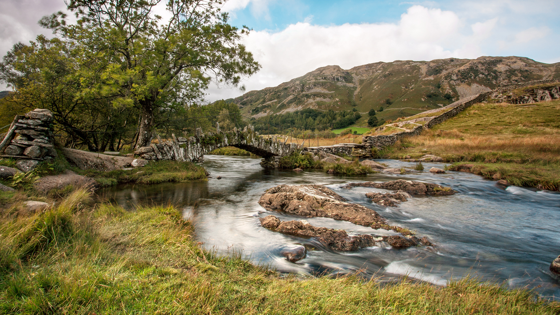 Download Nature River HD Wallpaper