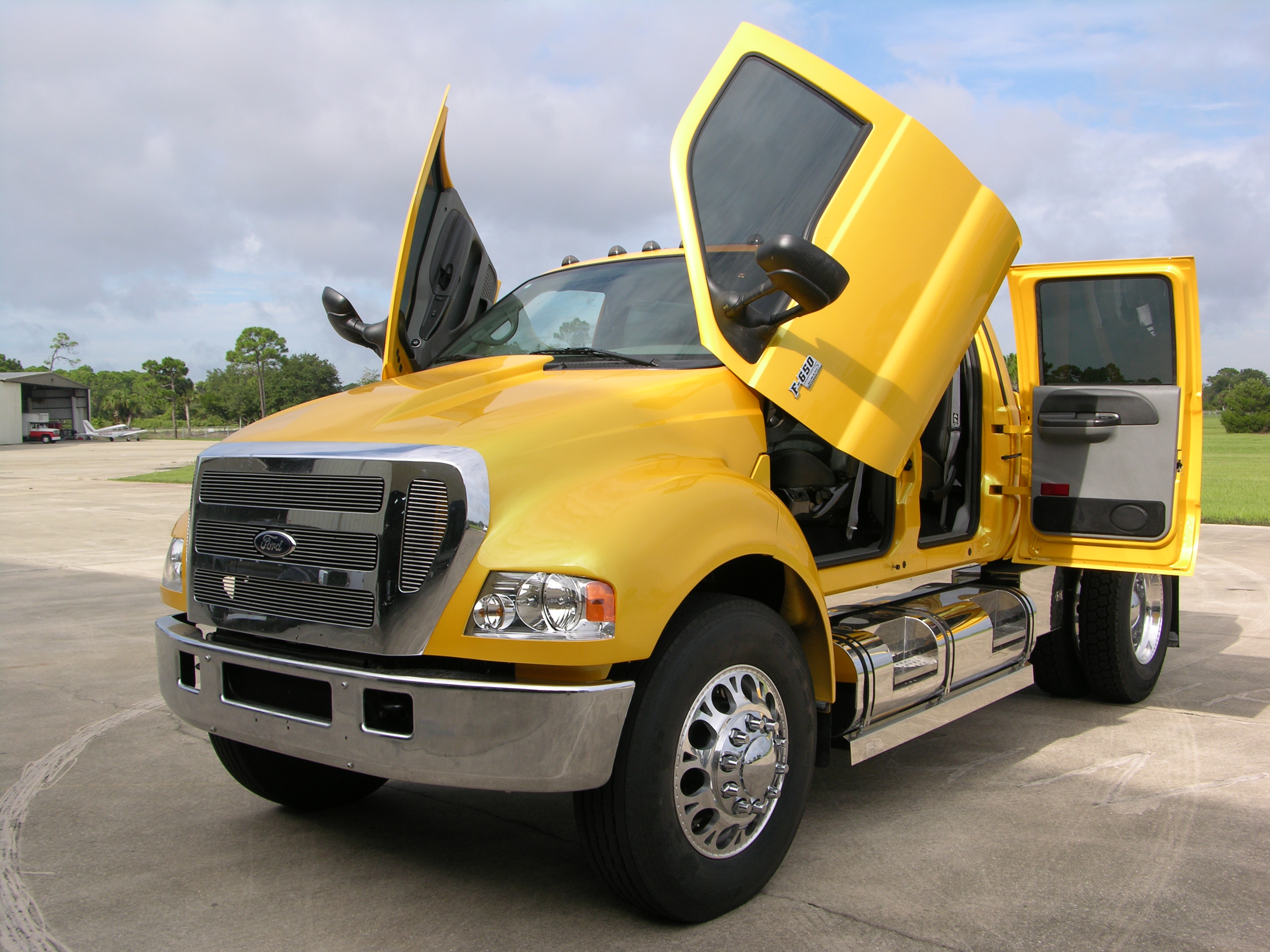 Download Black Car Car Vehicle Ford F-650 Wallpaper