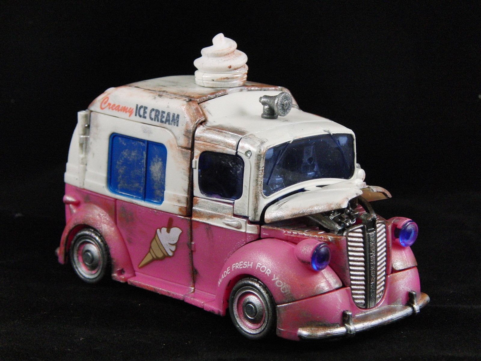 Retro Toy Ice Cream Van HD Wallpaper