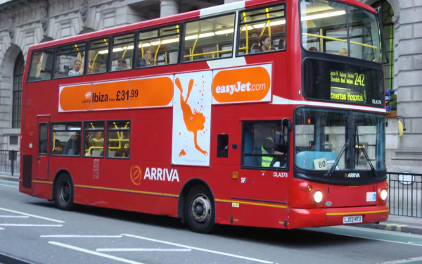 [10+] Bus 4k Wallpapers