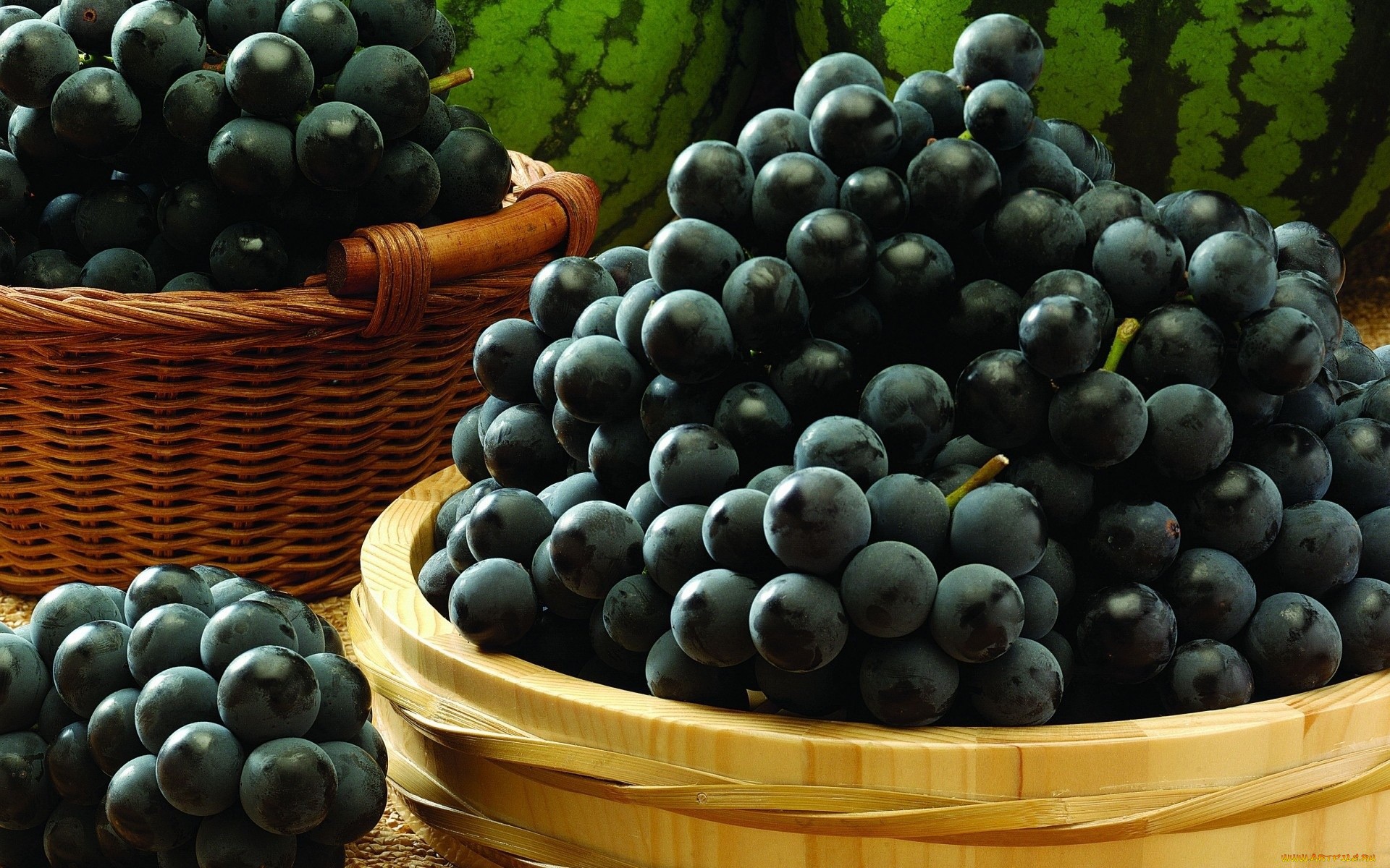 Download Food Grapes HD Wallpaper