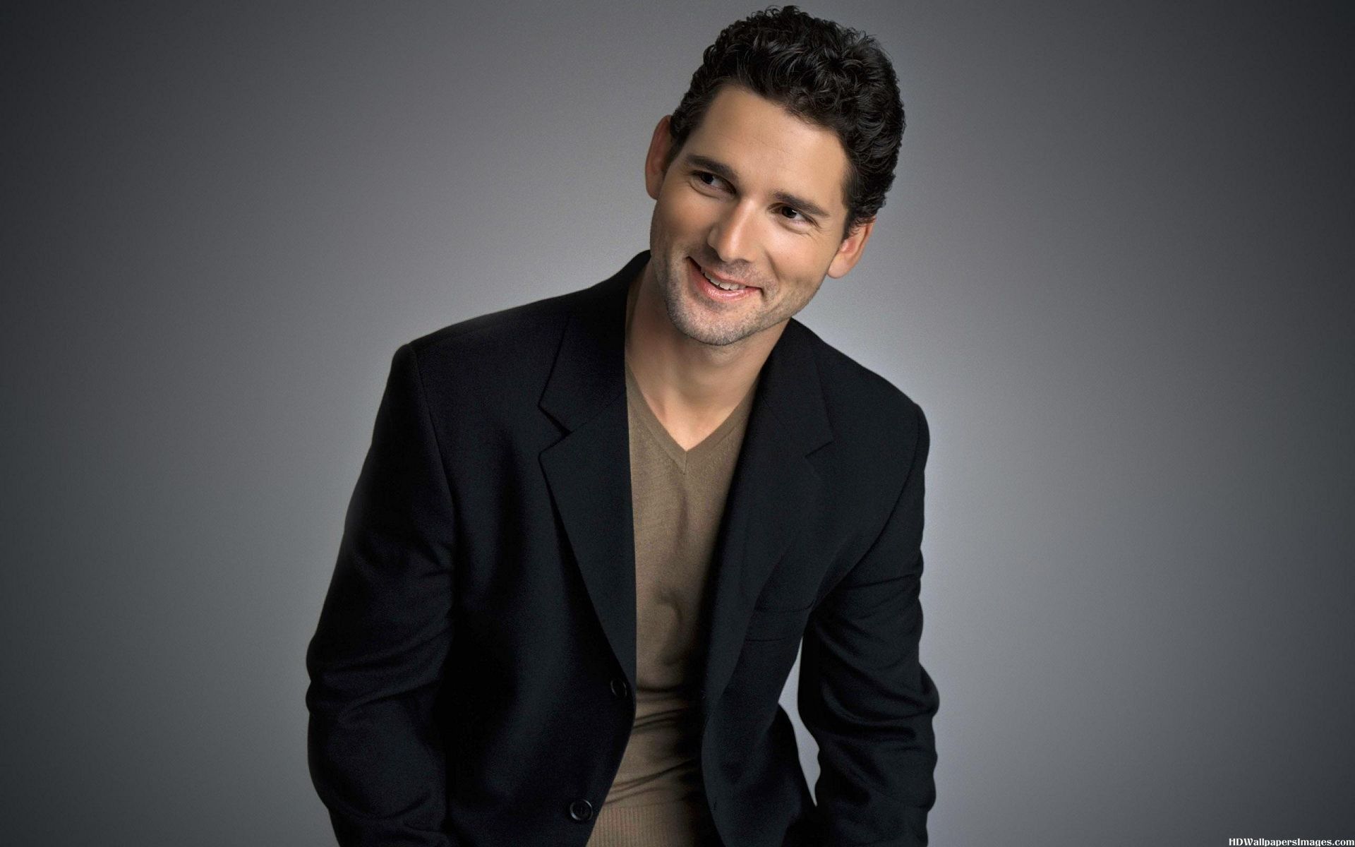 Celebrity Eric Bana Wallpaper