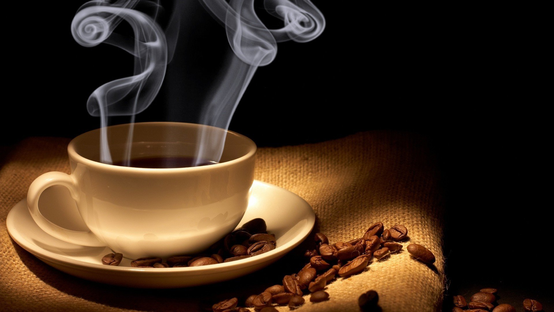 Elegant Coffee Moments: A Stunning HD Wallpaper