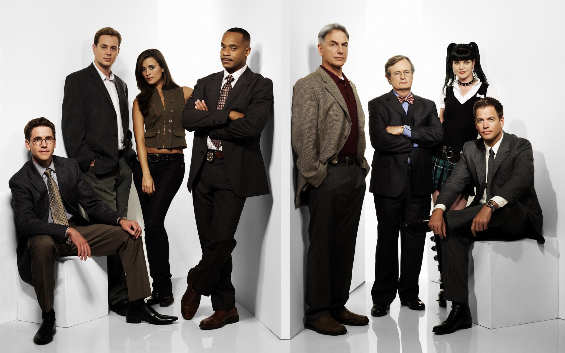 NCIS HD Wallpaper Iconic Cast In Action
