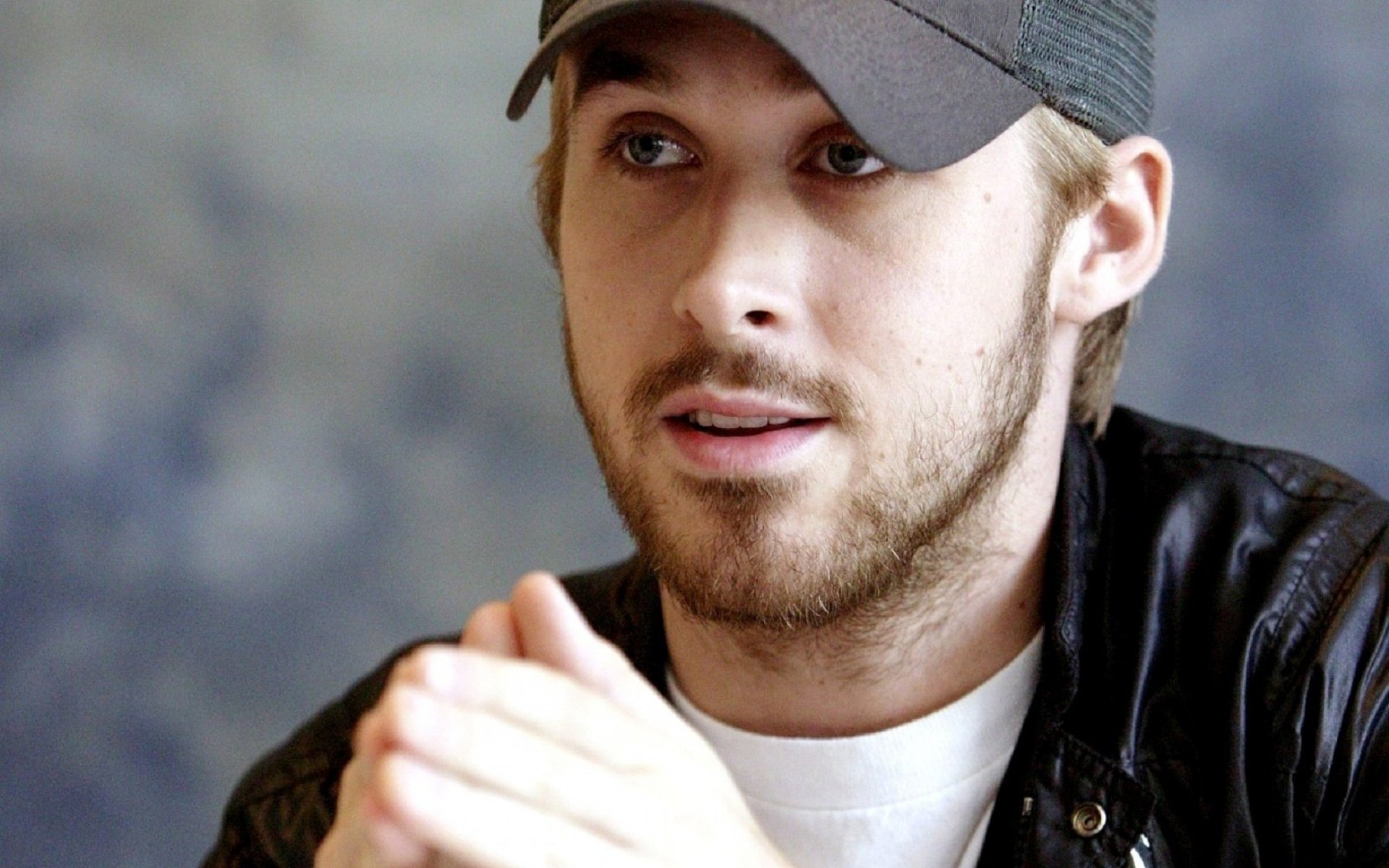 Download Canadian Actor Celebrity Ryan Gosling HD Wallpaper