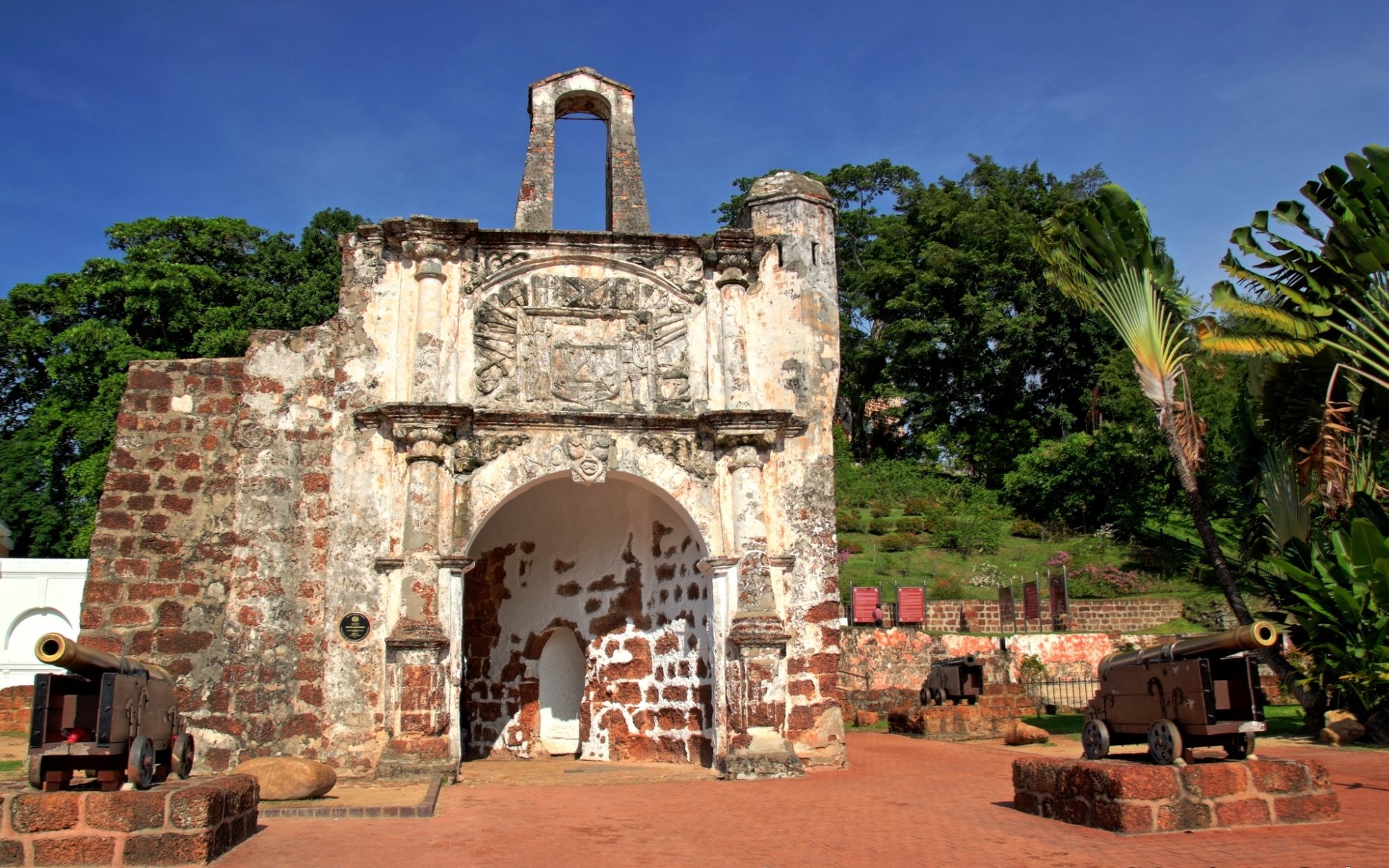 Download Man Made Famosa Fortress In Malacca HD Wallpaper