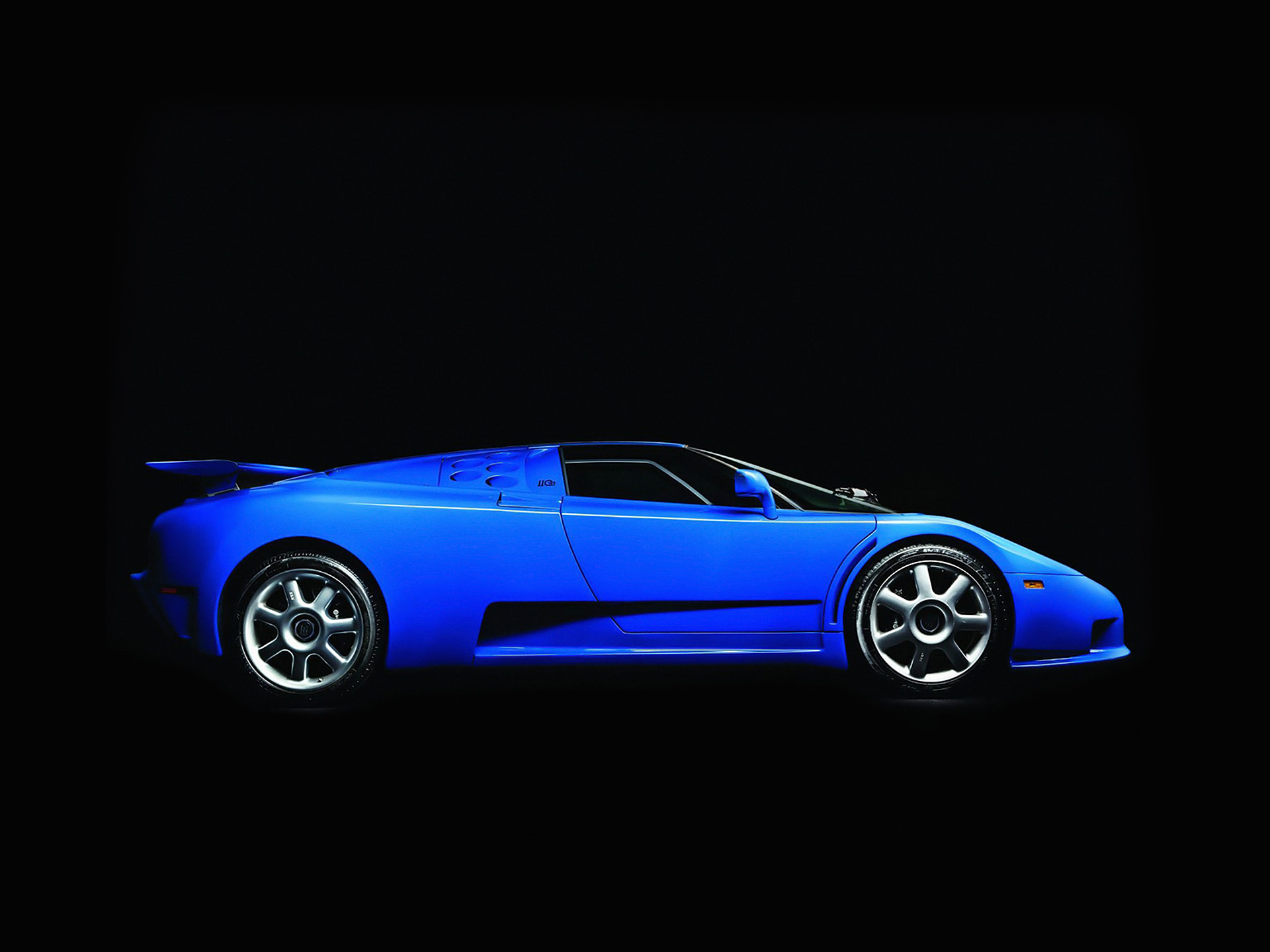 Bugatti EB110 GT HD Wallpaper