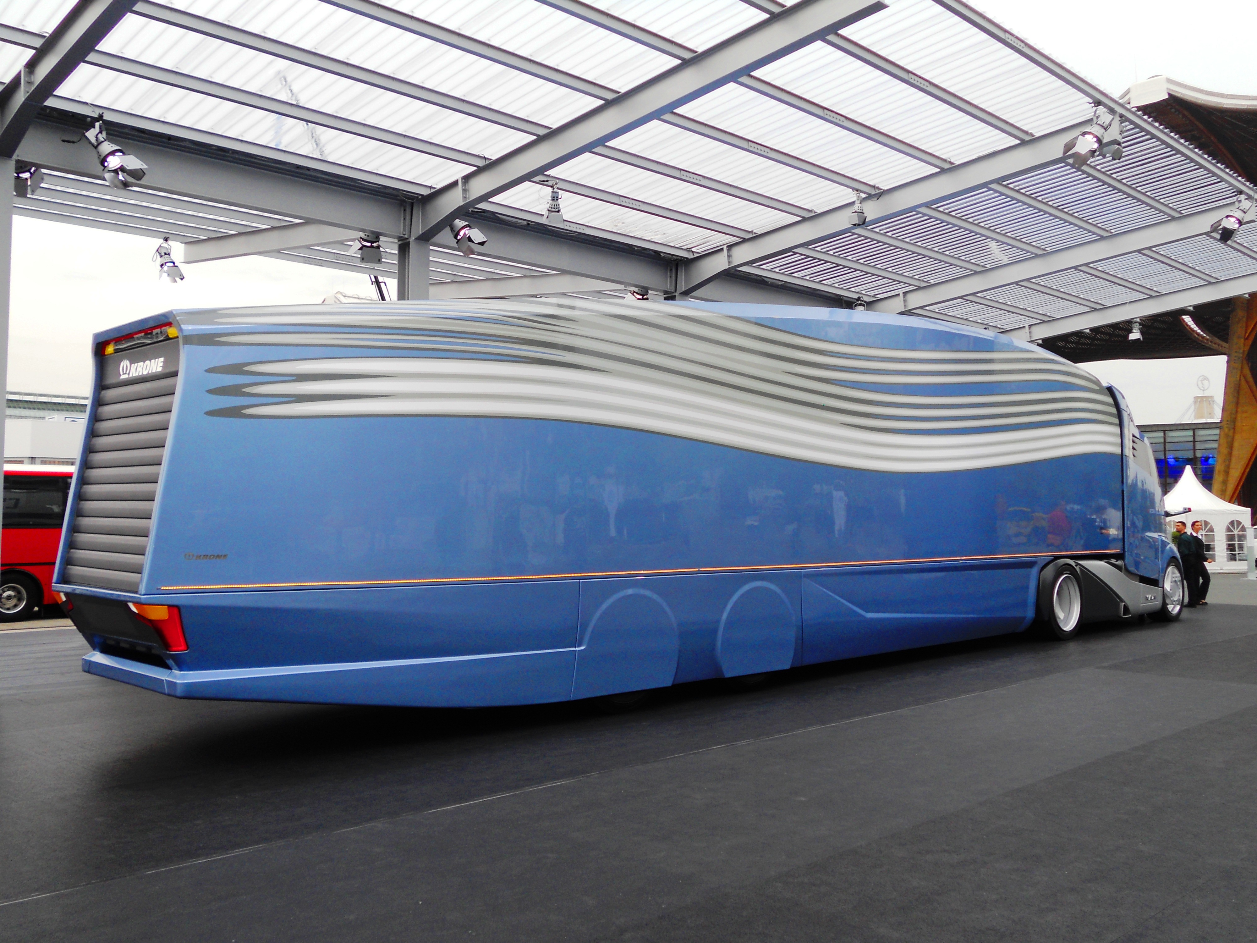 Download Vehicle Man HD Wallpaper